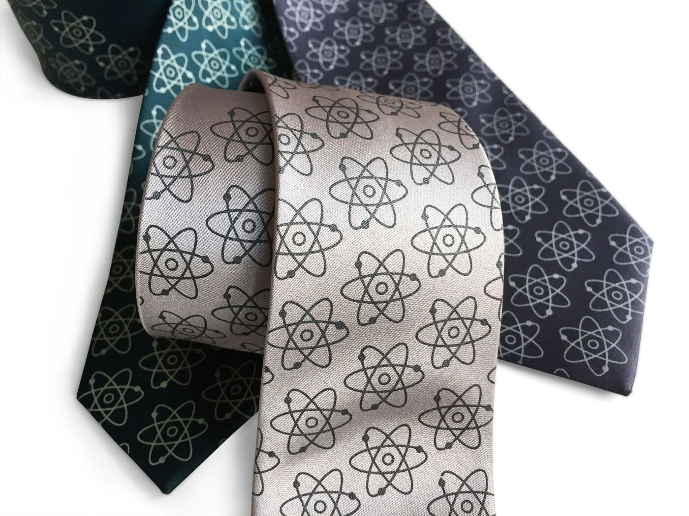 Atom Tie. Atoms Print, Silk Necktie. Science Tie | Biology Teacher Gift, Physics Teacher ...