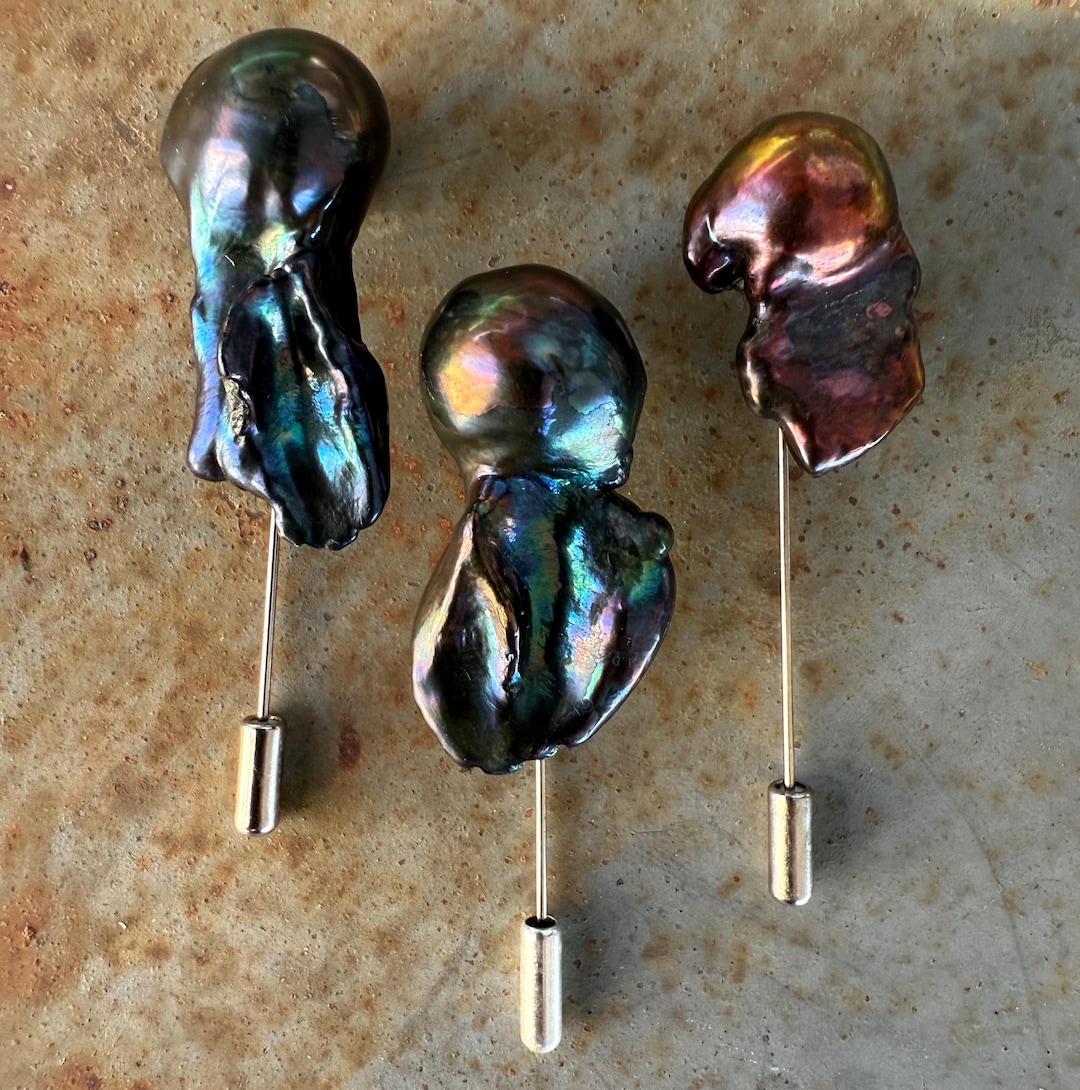 Baroque Black Pearl Brooch. Iridescent Peacock Fireball Nucleated Pearl ...