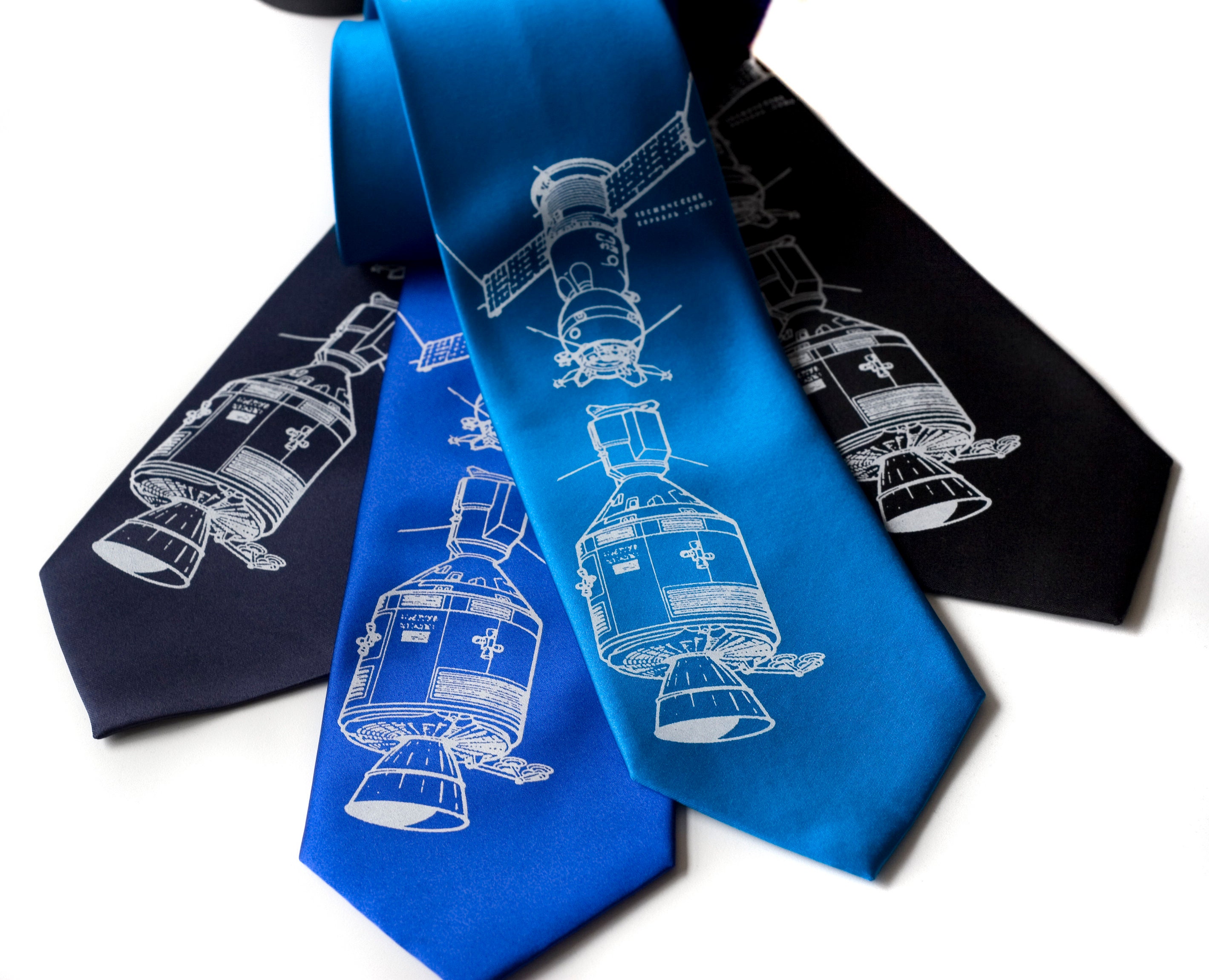 NASA Tie, Apollo Soyuz Necktie. Apollo Program, Cyberoptix Ties ...