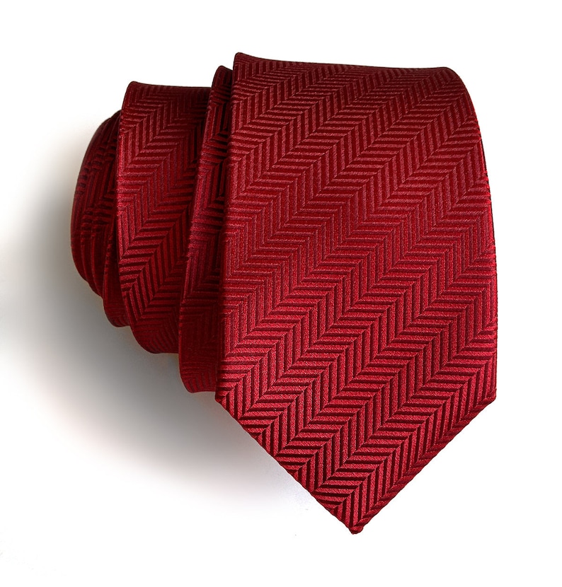 Garnet Red Tie. Woven Herringbone Silk Tie. Jewel Tone Ruby - Etsy