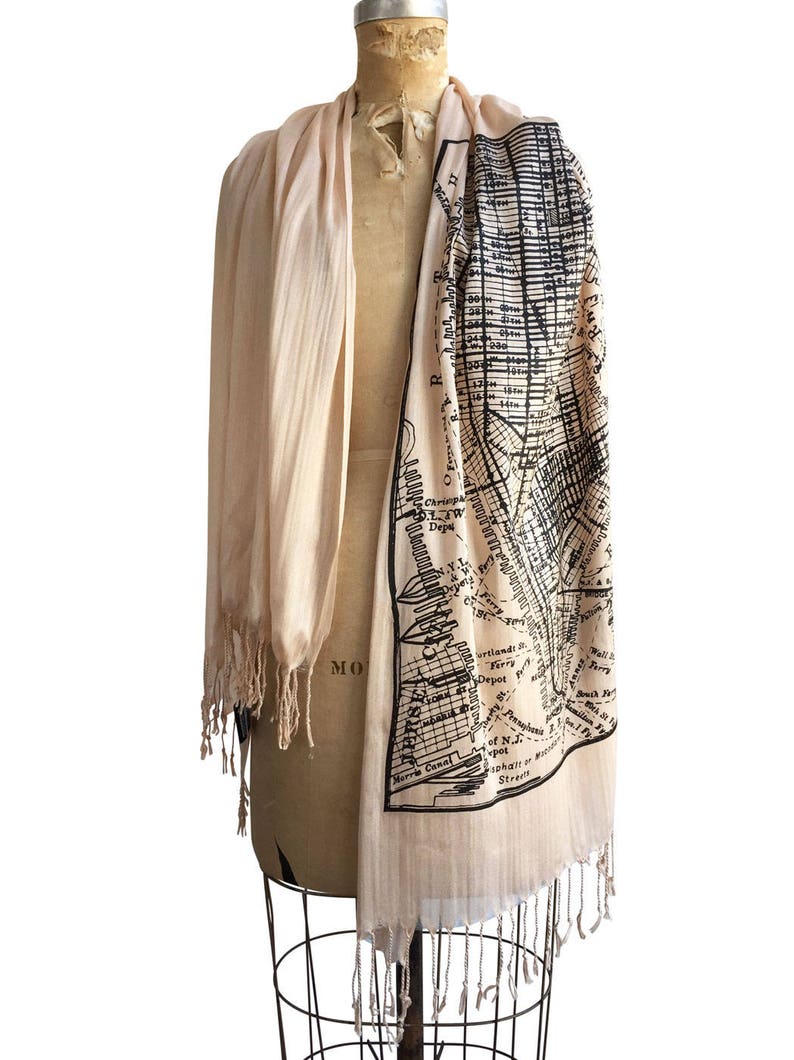 New York City Map Scarf. Vintage NYC Map Fringed Scarf. Gift - Etsy