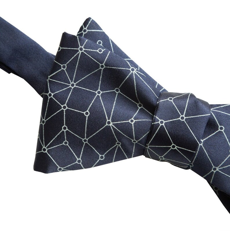 Blockchain Crypto Bow Tie, Decentralized Distributed Network ...