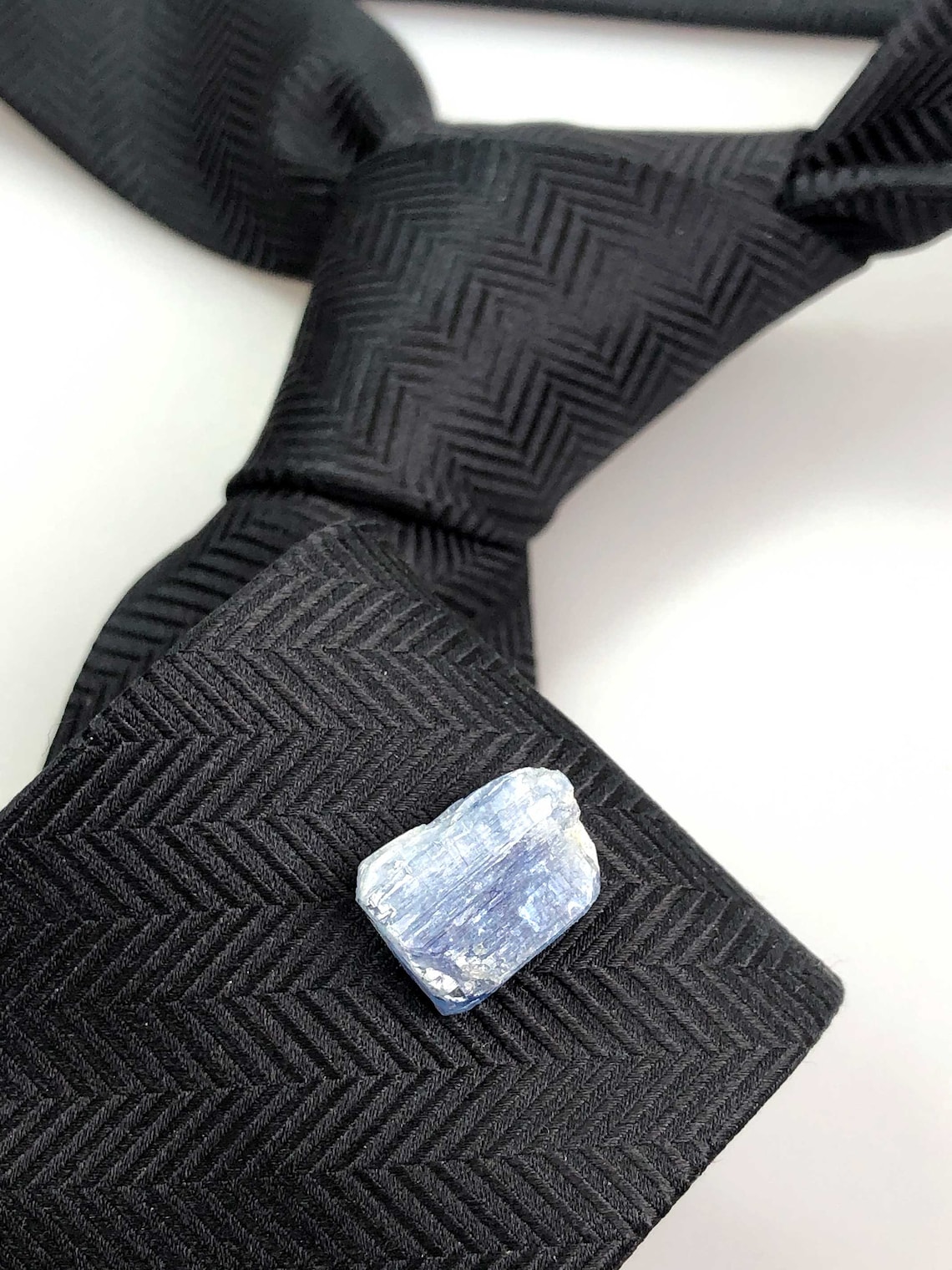 Blue Kyanite Tie Tack rough gemstone tie pin. Something blue | Etsy