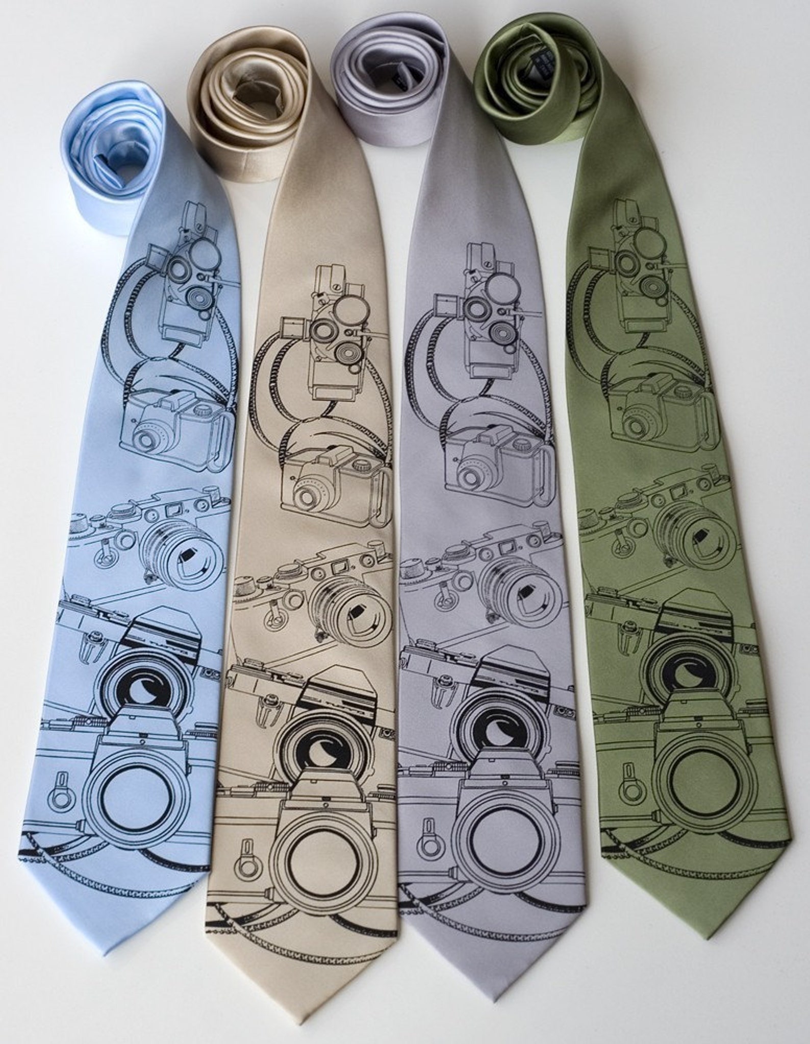Old Cameras Silk Necktie. Photographer Tie Black Silkscreen - Etsy