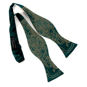 Circuit Board Bow Tie. Circuit Board Print Men's Bow Tie. Computer ...