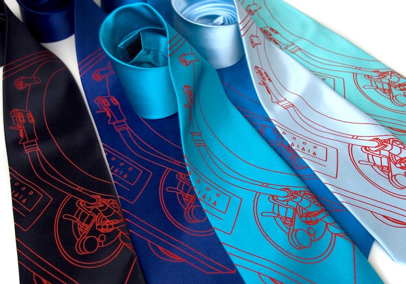 Record Player Necktie. Turntable Tonearm Silkscreen Print Men's Tie. Dj ...