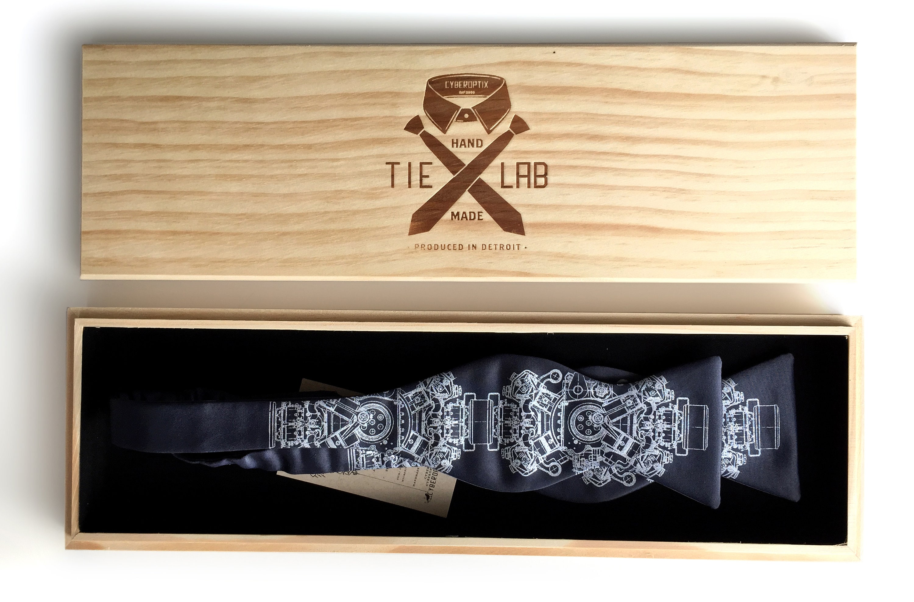 Wood Necktie Box Velveteen Lined. Laser Engraved Wood Tie | Etsy
