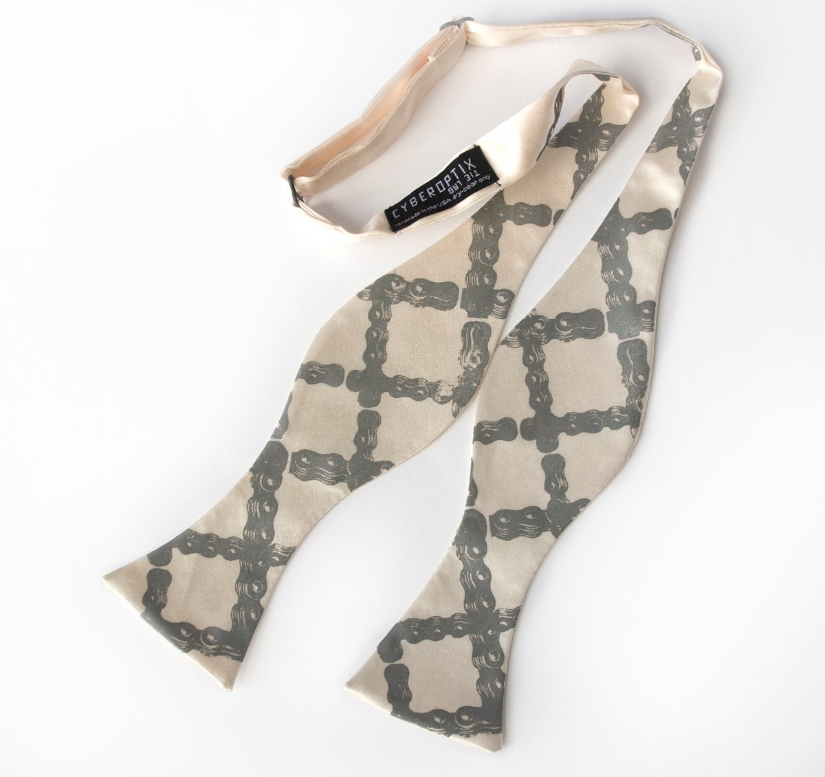 Bike Chain Bow Tie. Men's Plaid Bow Tie. Argyle Diamond Tartan Bicycle ...