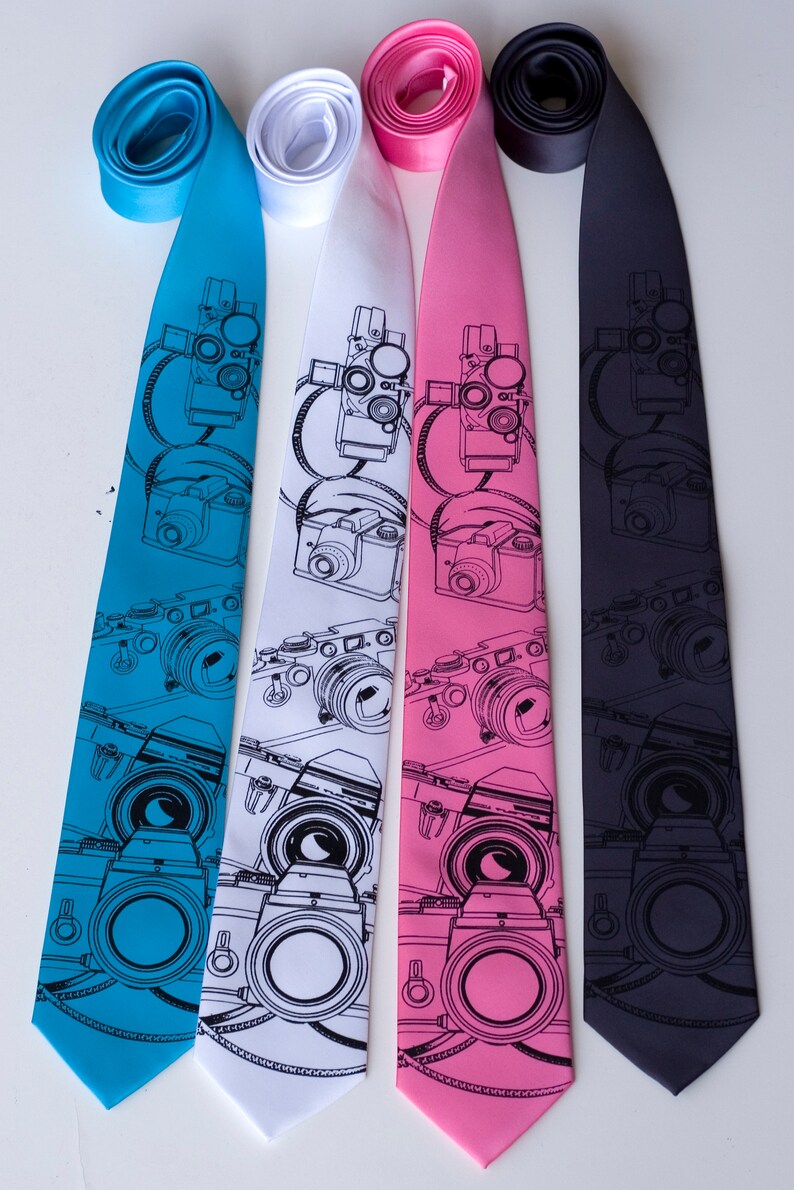 Old Cameras Silk Necktie. Photographer Tie Black Silkscreen - Etsy
