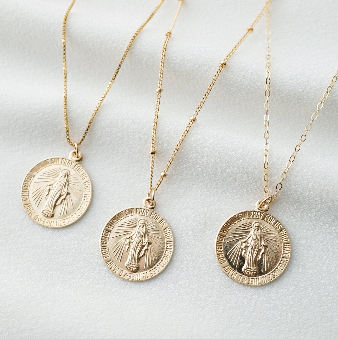 Blessed Mother Virgin Mary Gold Coin Medallion Necklace (mary Regal ...