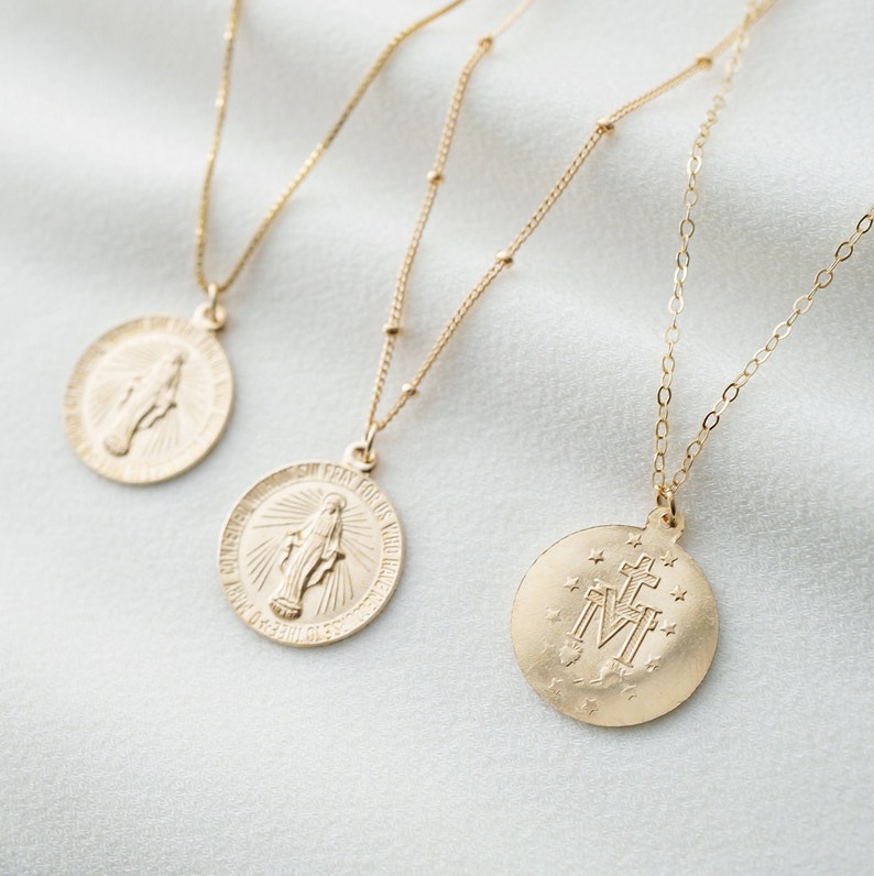 Blessed Mother Virgin Mary Gold Coin Medallion Necklace mary - Etsy