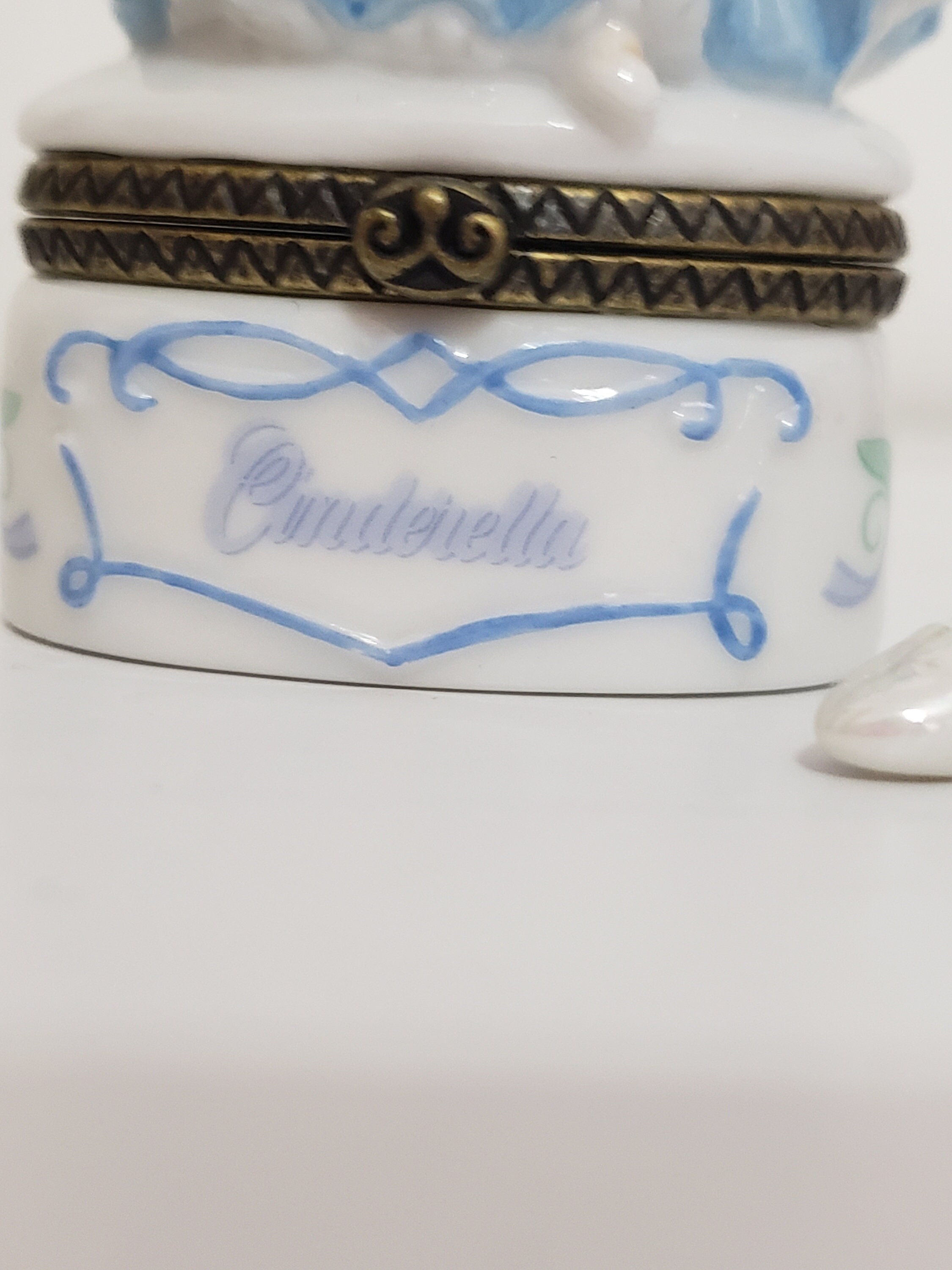 Vintage Disney Cinderella Porcelain PHB Collection Box - Etsy