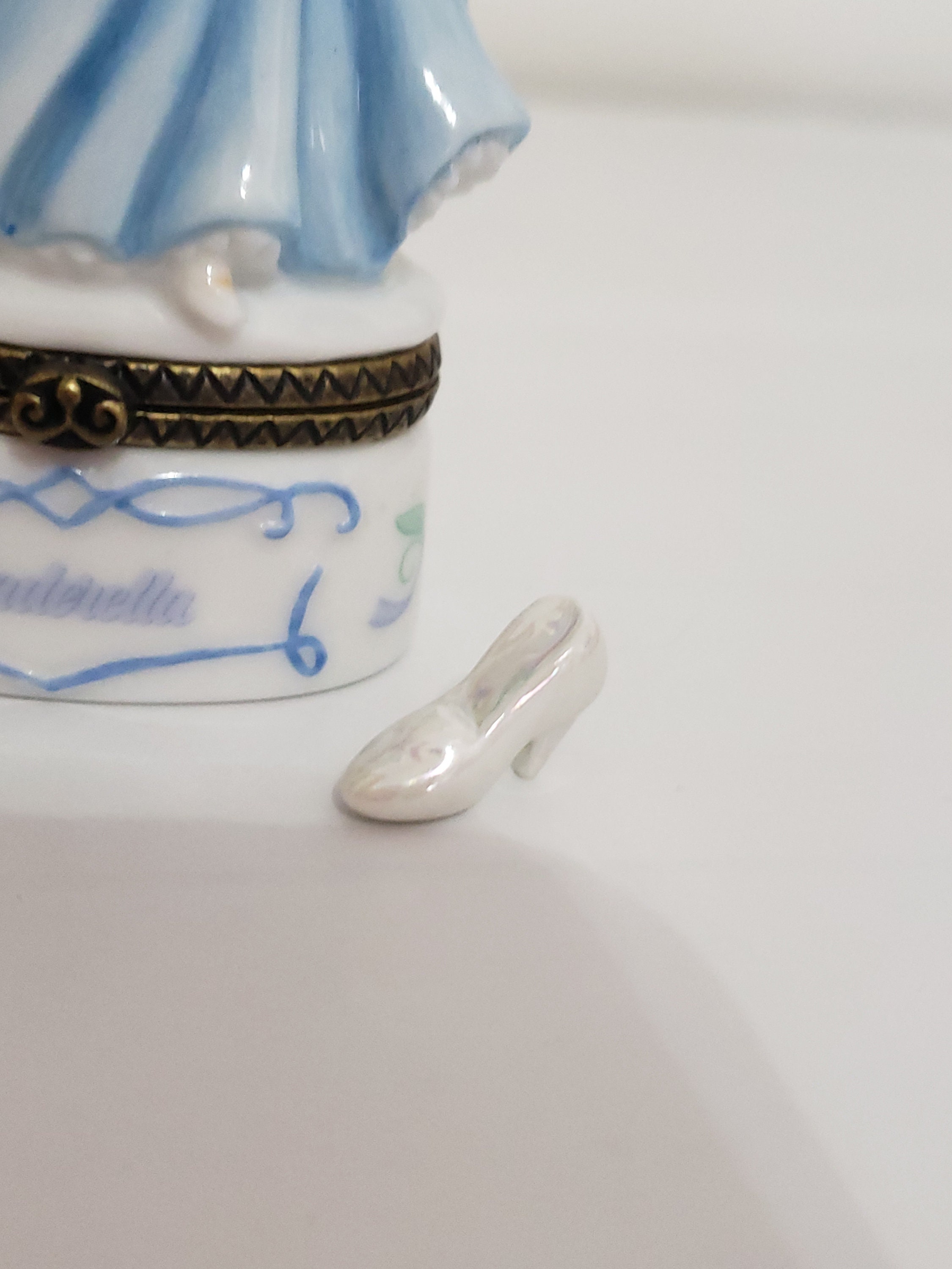 Vintage Disney Cinderella Porcelain PHB Collection Box - Etsy