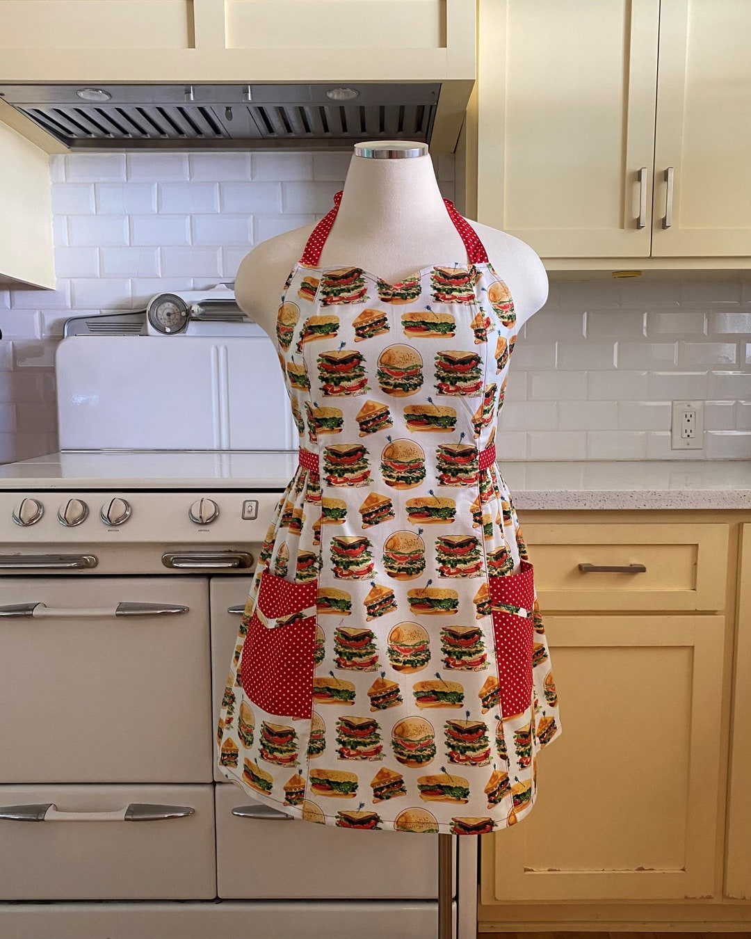 Retro Apron Plus Size Burgers and Sandwiches on White BETTY Sweetheart ...