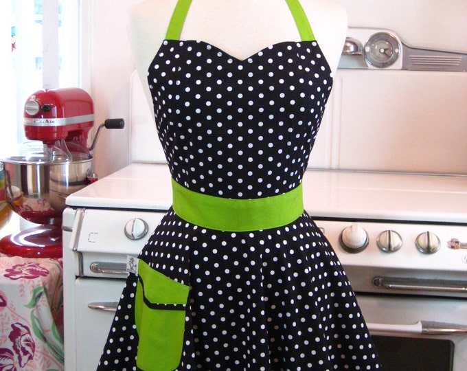 Retro Full Apron Sweetheart Neckline Black and White Polka Dot With ...