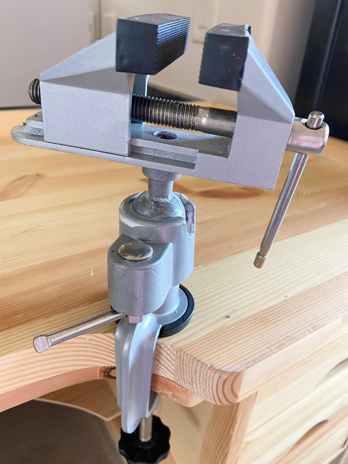 Benchtop 360-degree Swivel Vise With 3 Rubber Jaws - Etsy