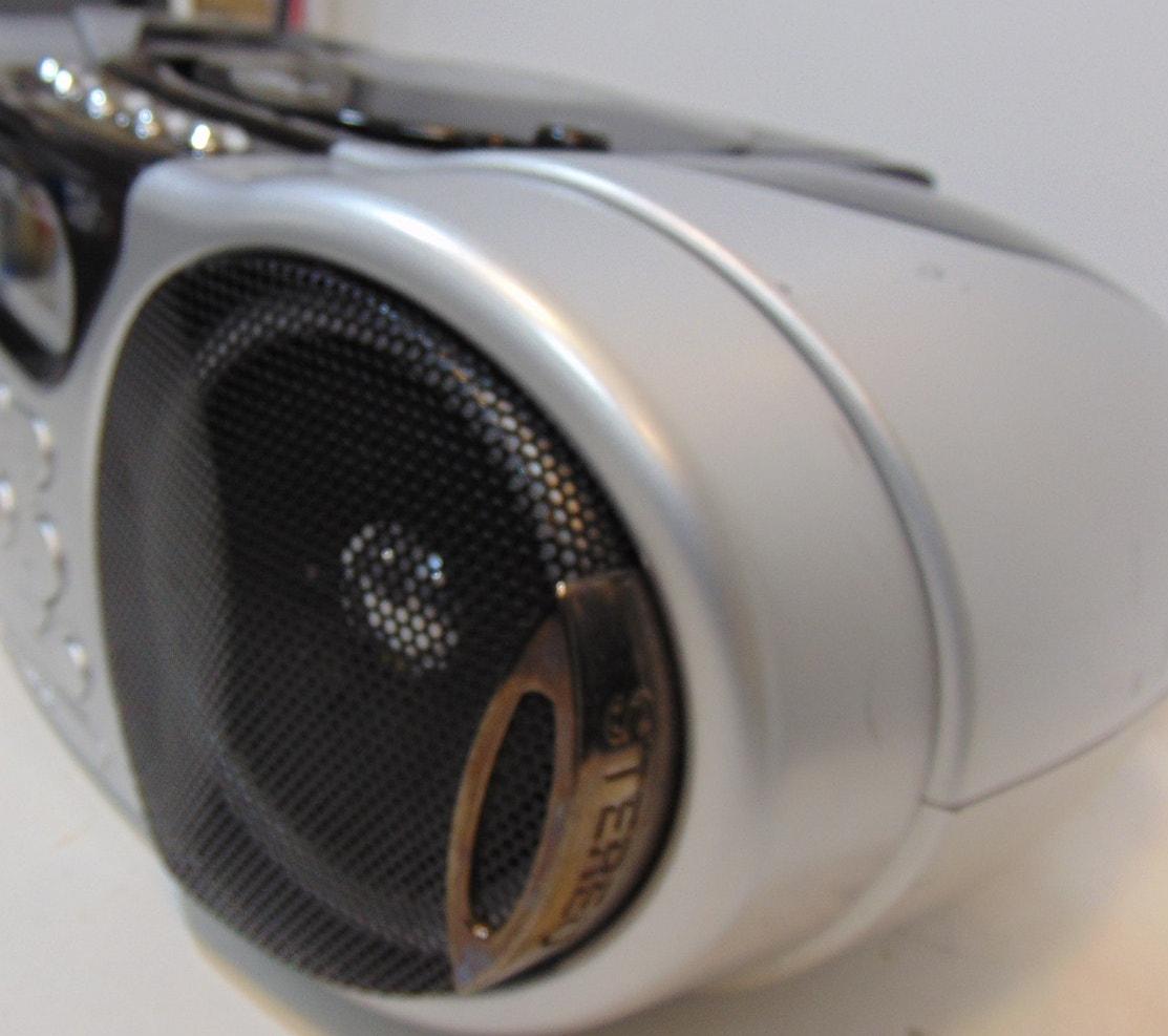 RCA Twin Bass RCD1598 Portable Boombox Fm/am/cd/mp3 Stereo Radio Tested ...