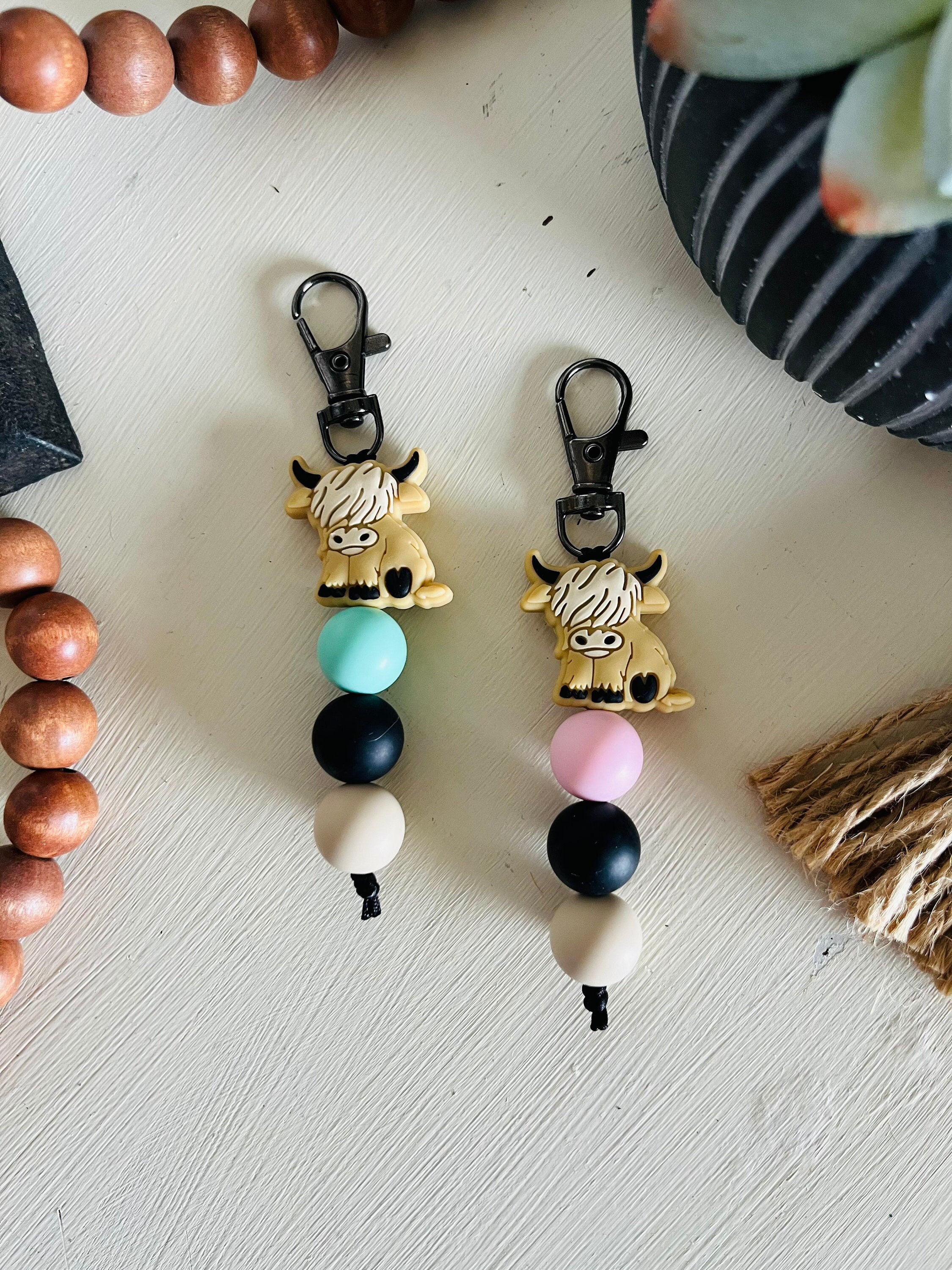 Highland Cow Keychain/cow Keychain/keychain/western Keychain - Etsy