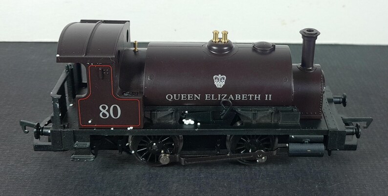 Boxed Hornby OO Gauge Class OF 0-4-0ST Locomotive No. 80 Queen ...
