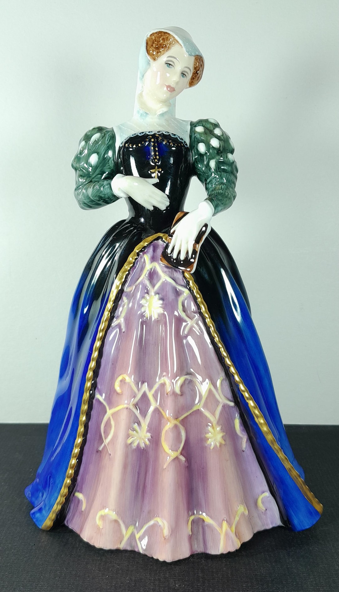 Royal Doulton Queens of the Realm Figure "mary Queen of Scots " HN 3142 ...