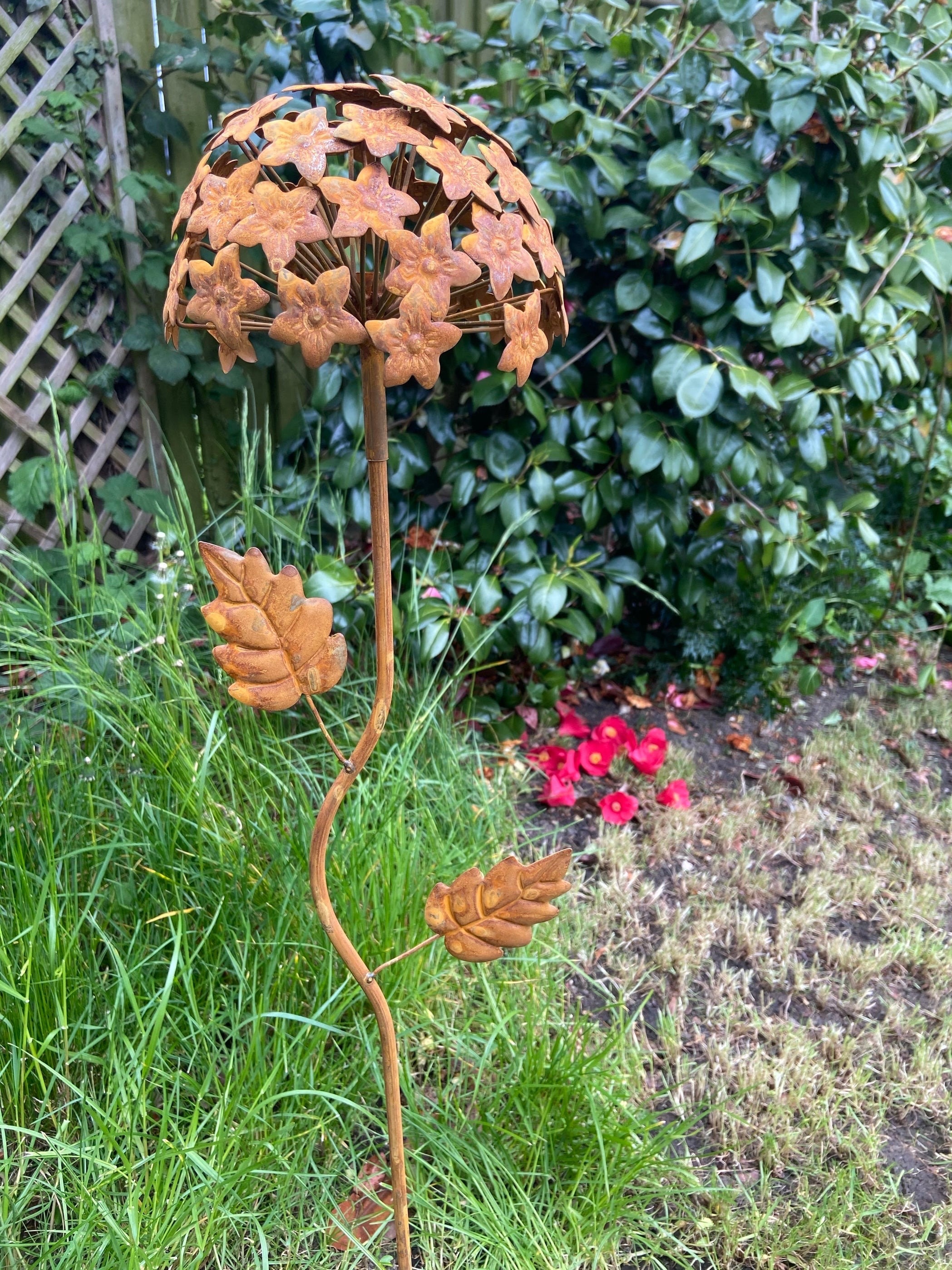 Hydrangea Rustic Rusty Metal Flower Garden Art Garden Stake Sculpture ...