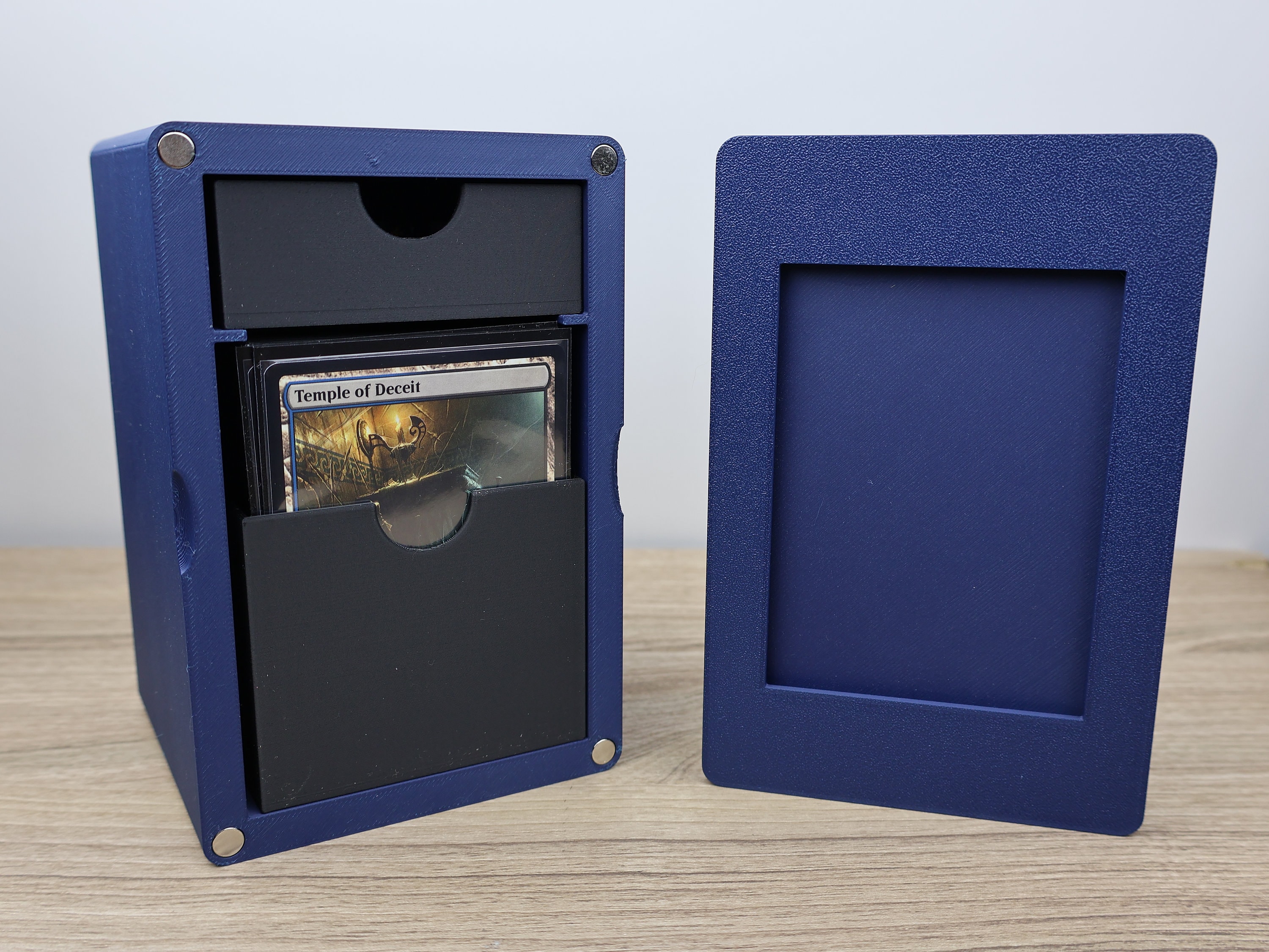 Commander Deck Box With Token Tray and Life Tracker MTG TCG Magic the ...