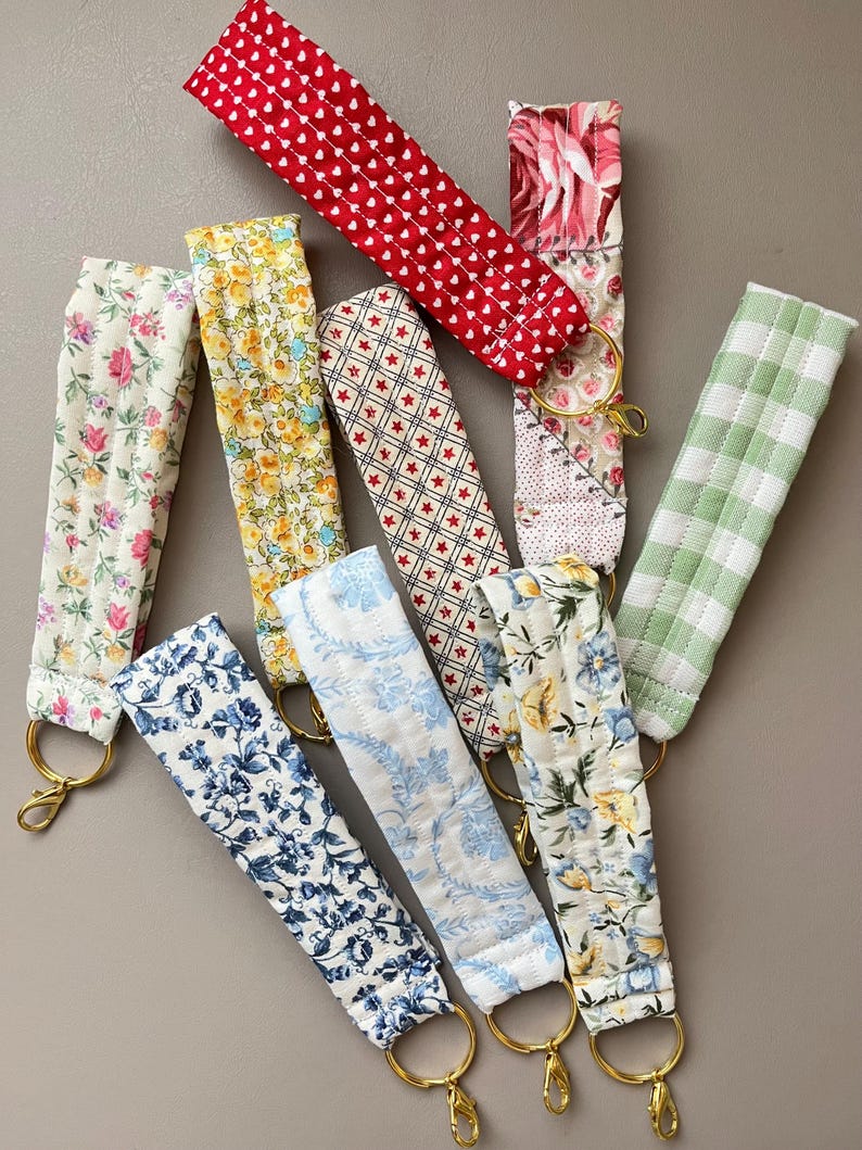 Handmade Keychain Wristlet / Quilted Wristlet - Etsy
