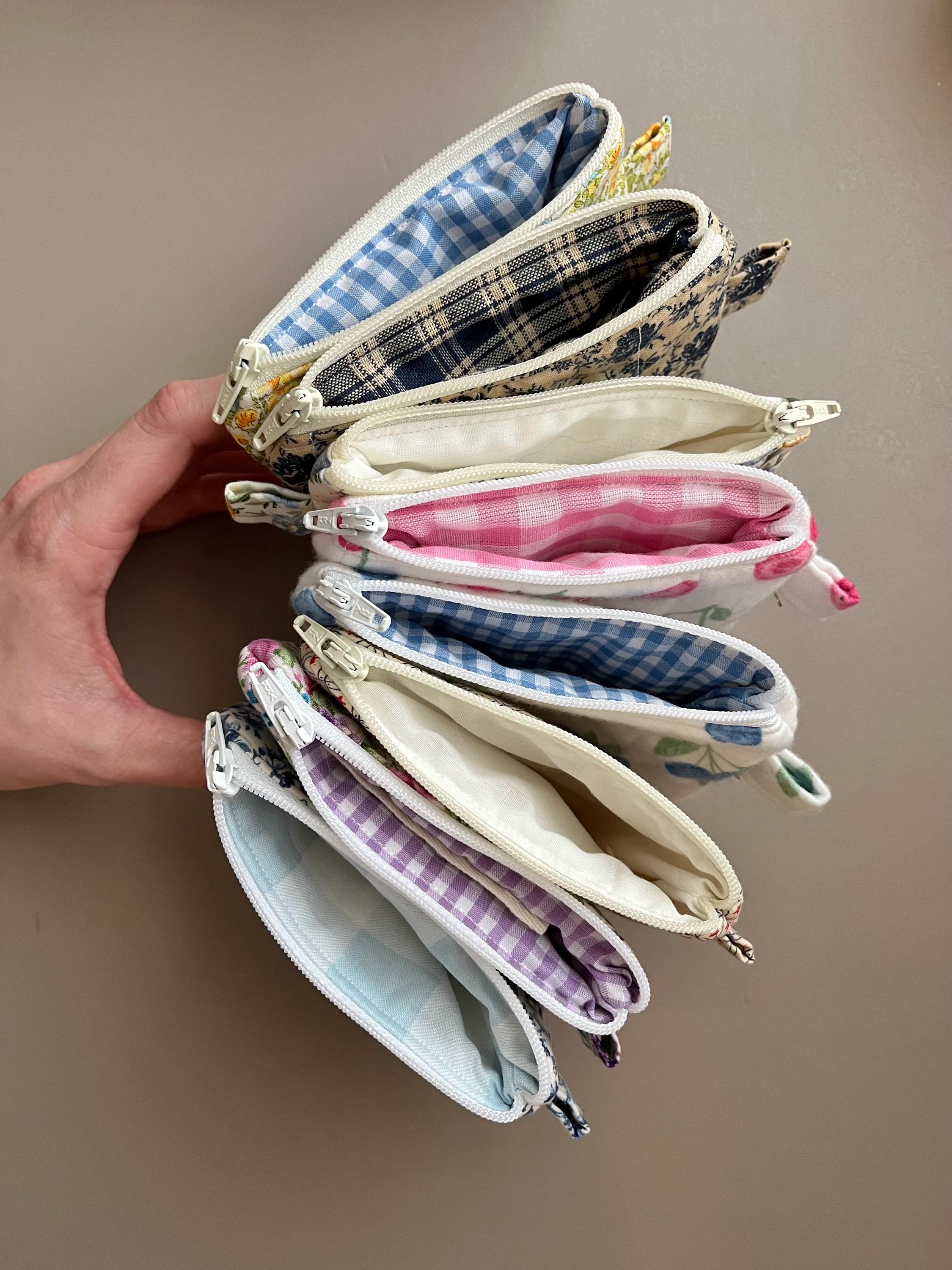 Handmade Quilted Keychain Pouch / Accessory Holder / Wallet - Etsy