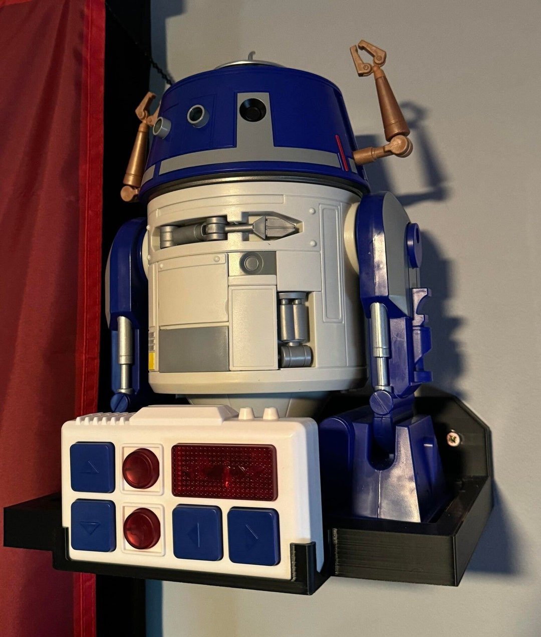 Galaxy's Edge Droid Depot R/C Unit Droid Shelf - Etsy