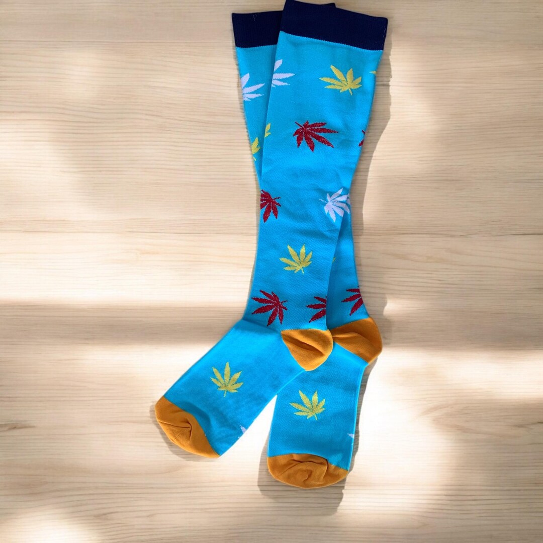 Personalized Light Compression Stockings Palm Trees on Blue 15-20 Mmhg ...