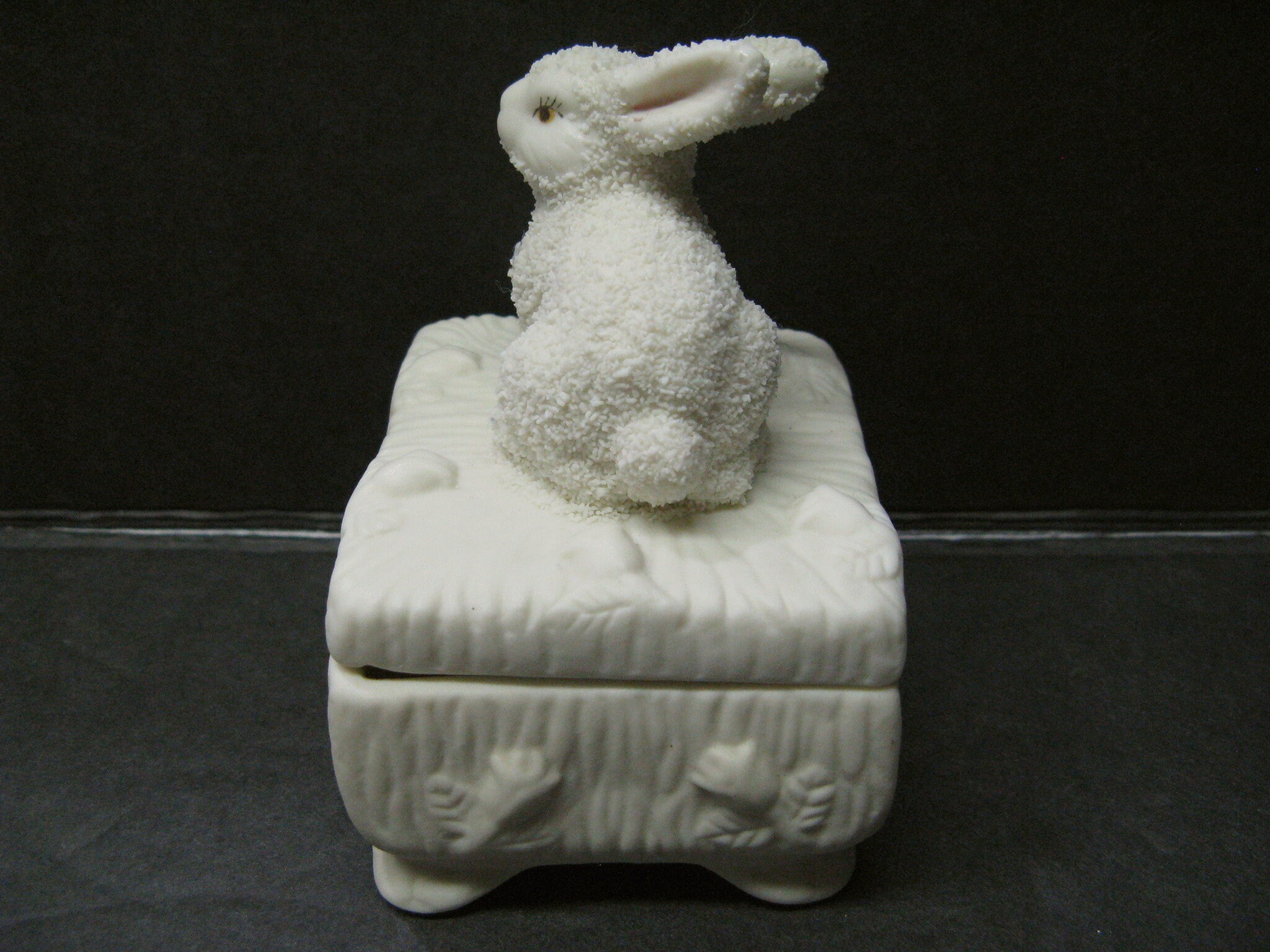 Bunny Rabbit Trinket Box, Vintage Trinket Box, Vintage Bunny Rabbit ...