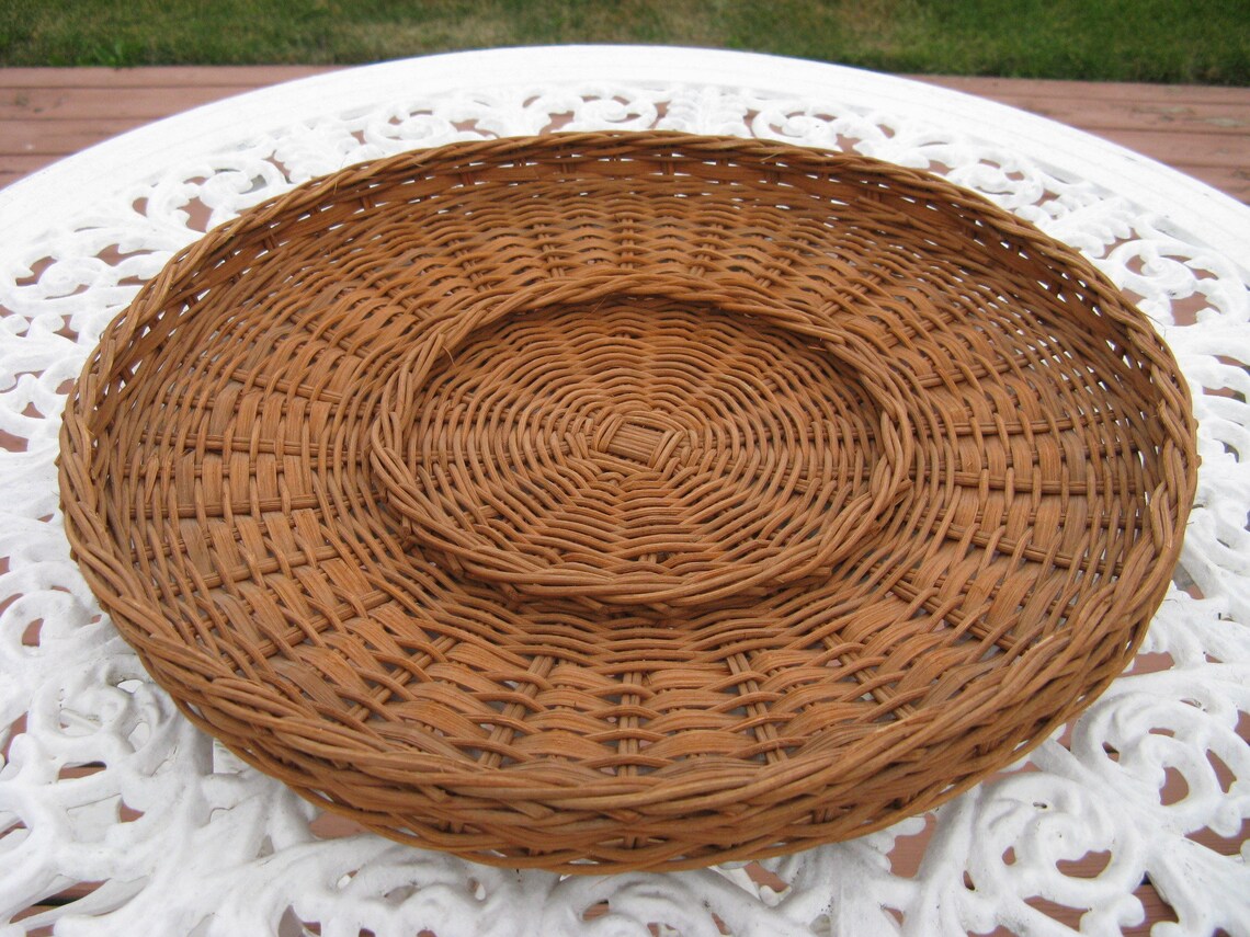 Vintage Flat Basket Woven Wicker Wall Basket Vintage Wicker - Etsy
