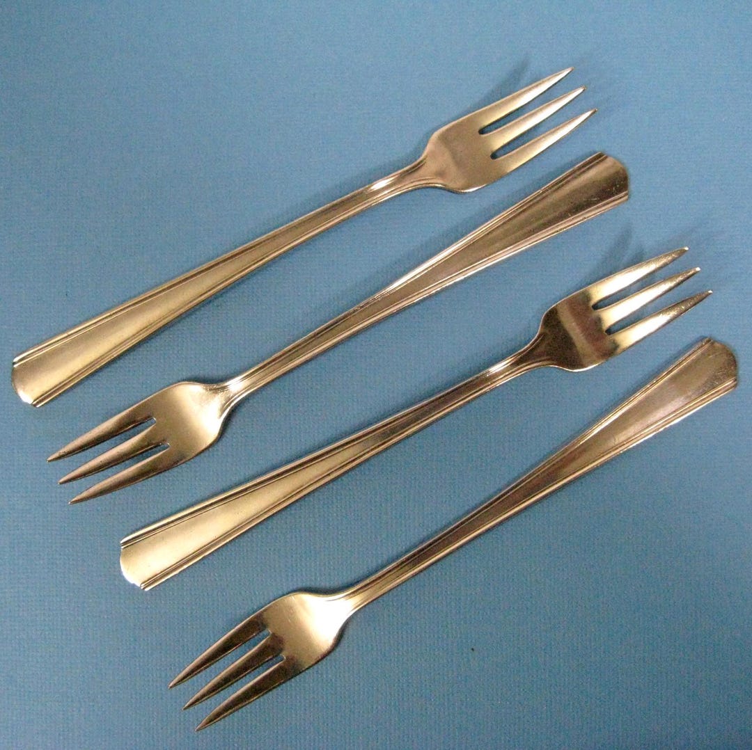 VICTOR S Silver-plate, 4 Seafood Cocktail Forks, Vintage Flatware ...