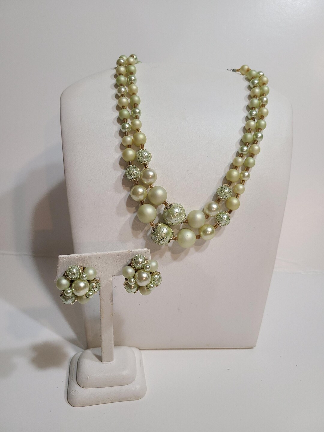 Vintage MCM Light Green Necklace & Earrings Set - Etsy