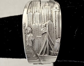 Statue of Liberty Ring | Etsy