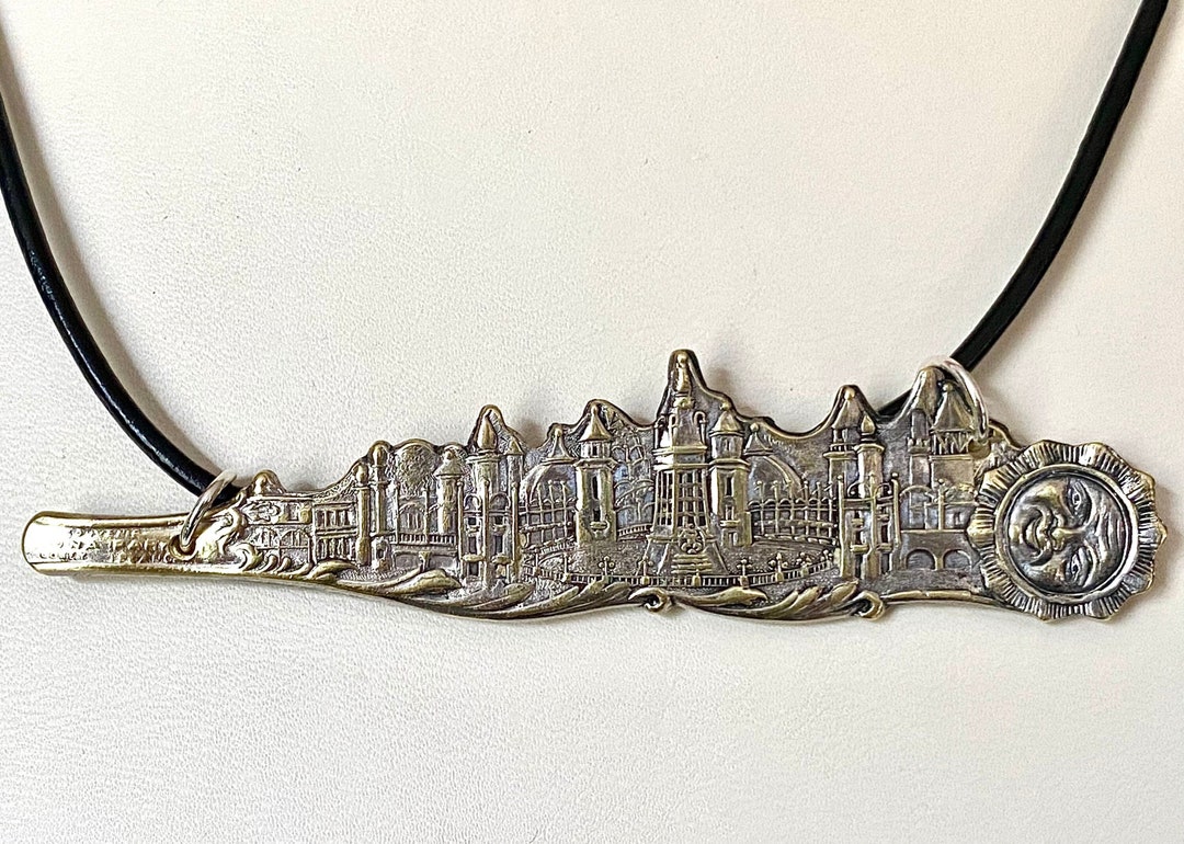 Coney Island, Antique Spoon Pendant Necklace, New York, 1907. Luna ...