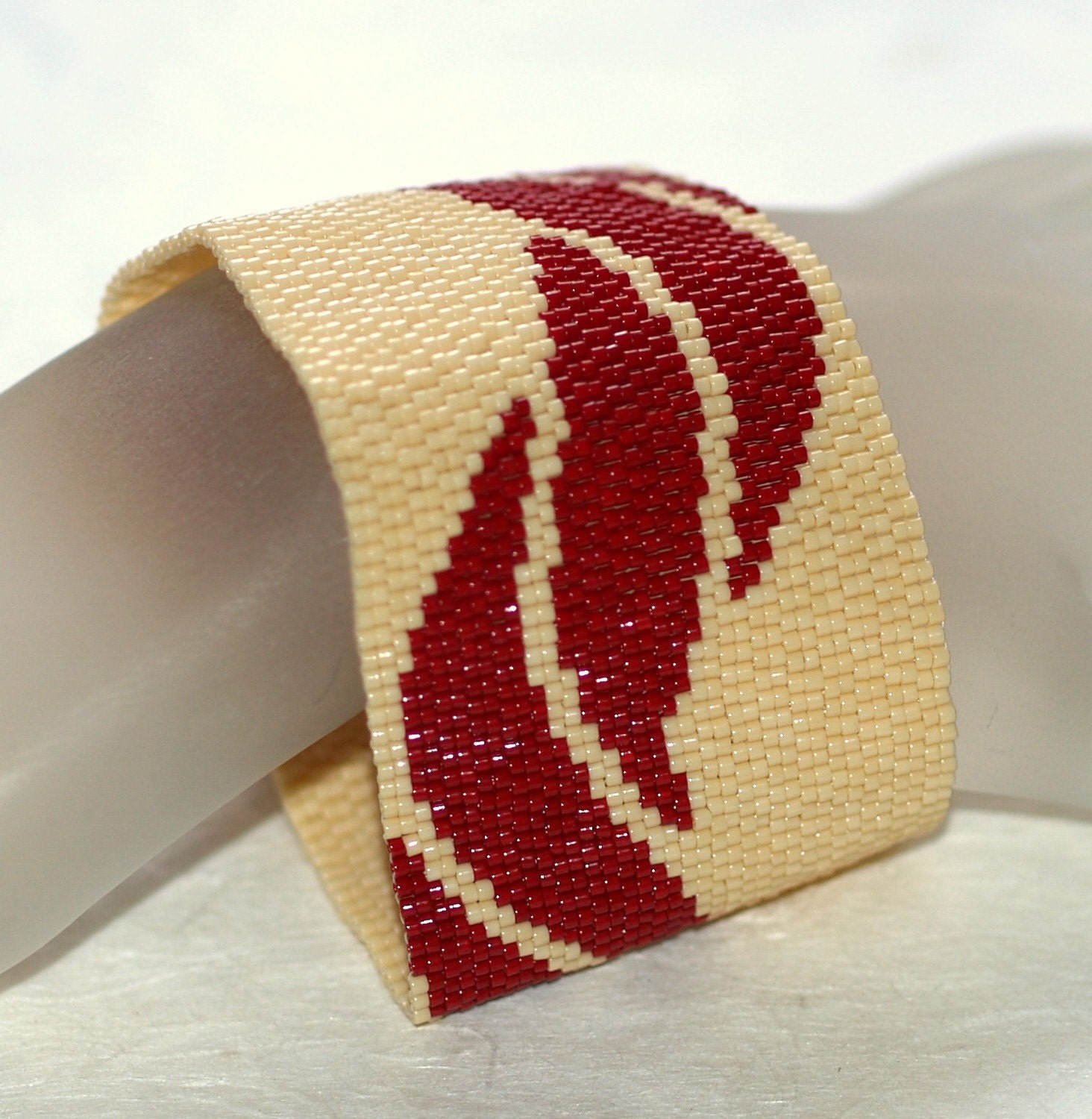 Rope / Beadwoven Peyote Cuff Bracelet / Dark Red and Light Rum - Etsy