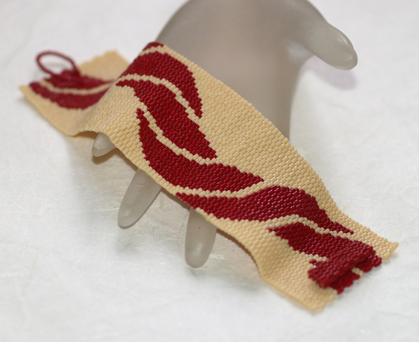 Rope / Beadwoven Peyote Cuff Bracelet / Dark Red and Light Rum - Etsy