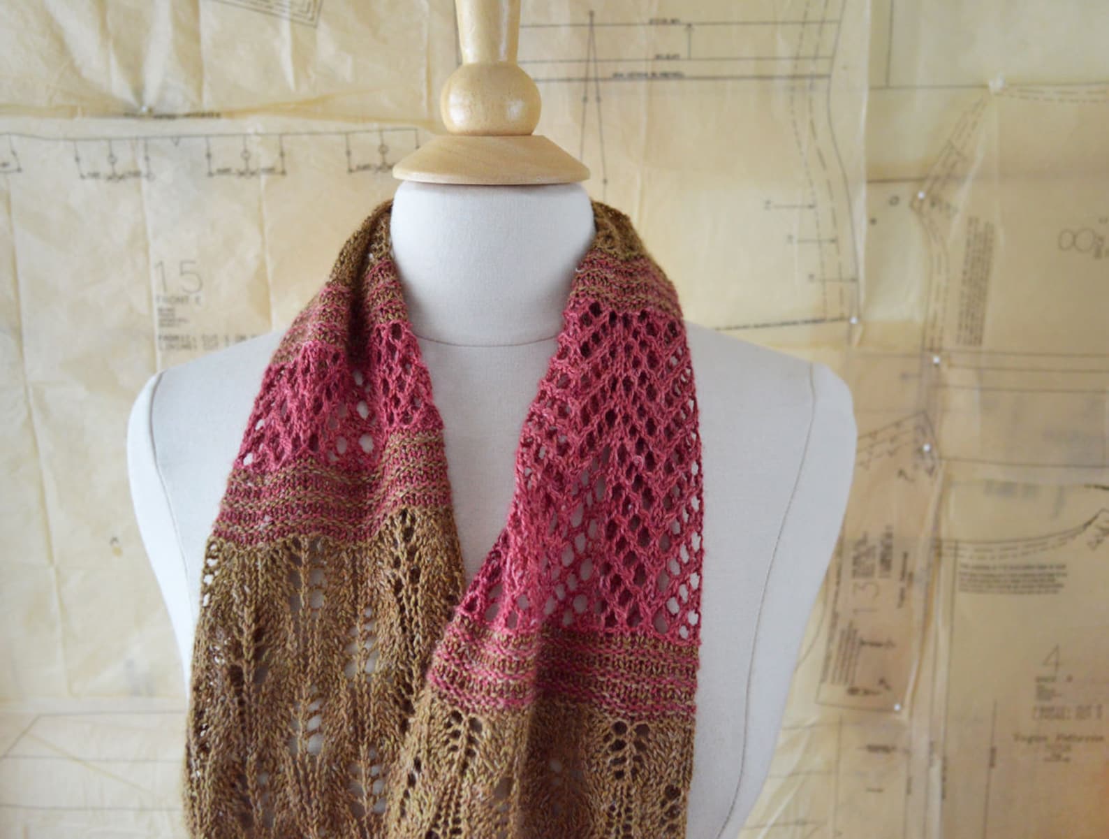 Calliopsis Lace Cowl Knitting Pattern PDF - Etsy UK