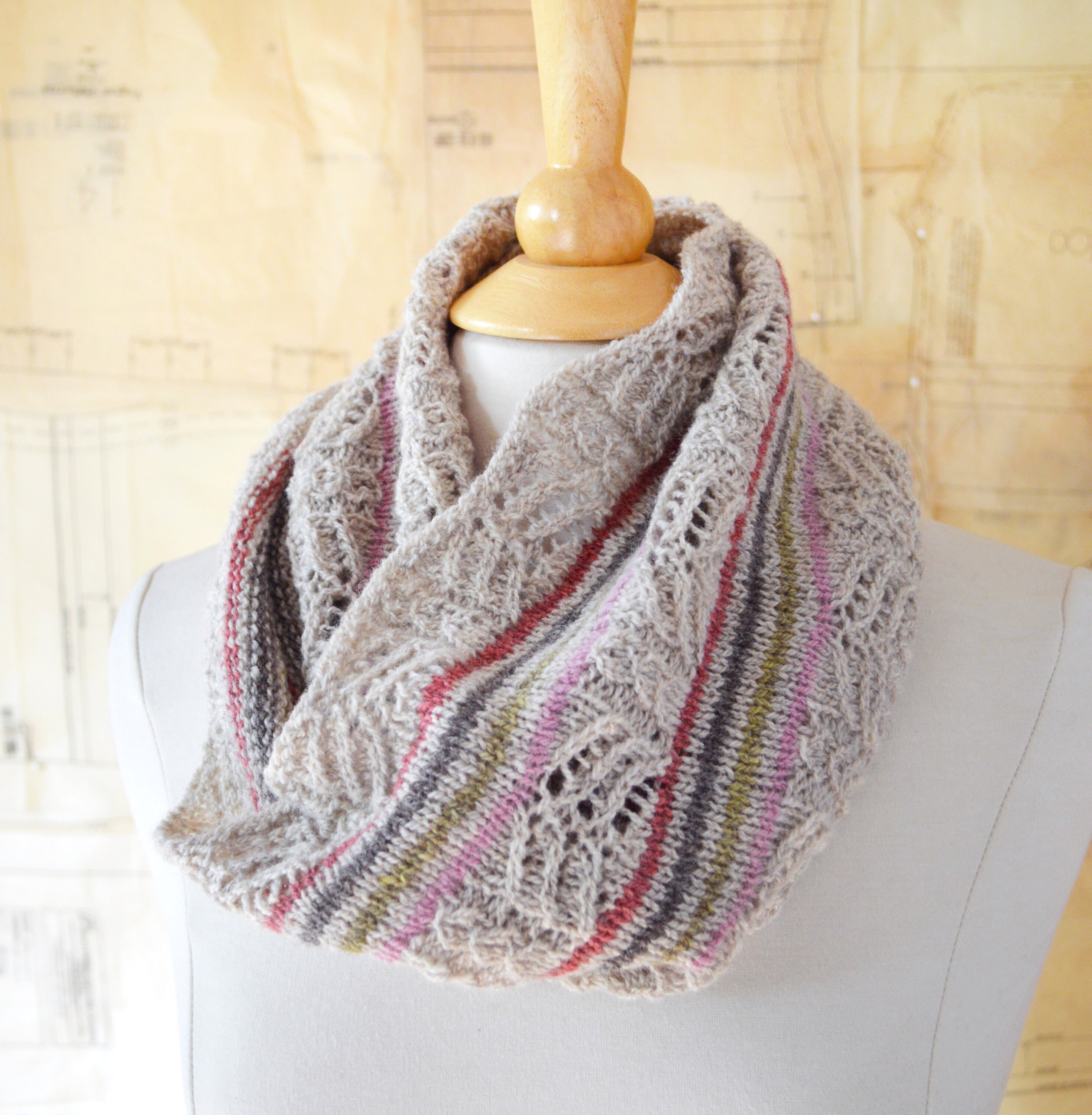 Katydid Cowl Knitting Pattern PDF - Etsy