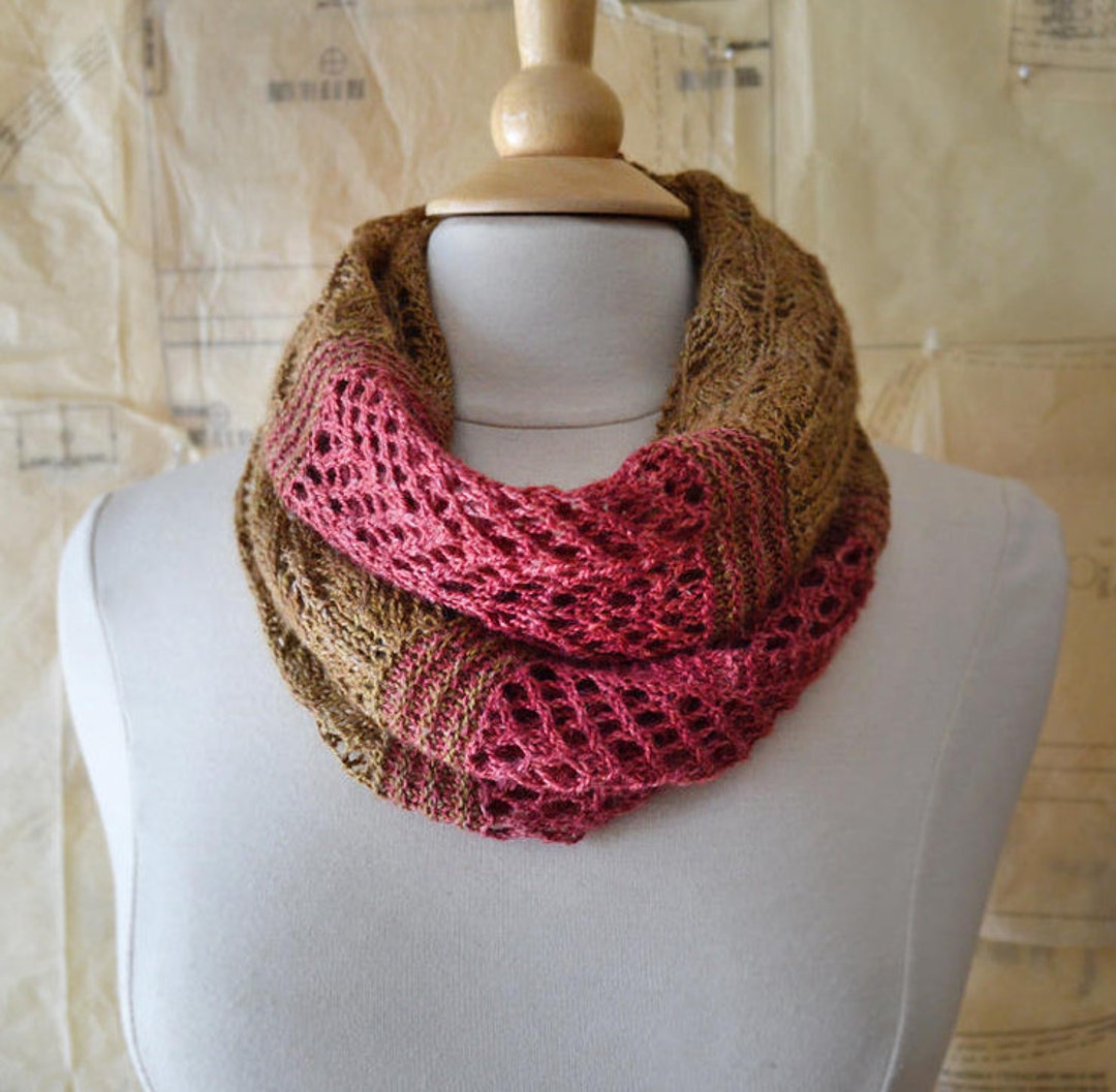 Calliopsis Lace Cowl Knitting Pattern PDF - Etsy