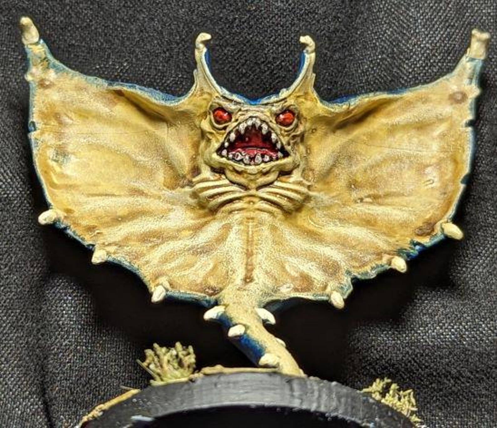 Hand Painted Cloaker Miniature for Dungeons and Dragons/pathfinders ...