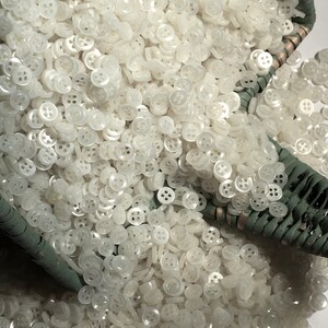 Small Shiny White Vintage Buttons, 5/16" in Diameter, Lot of 60, Idea ...