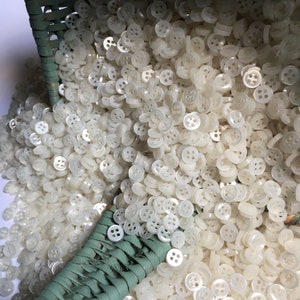 Small Shiny White Vintage Buttons, 5/16" in Diameter, Lot of 60, Idea ...