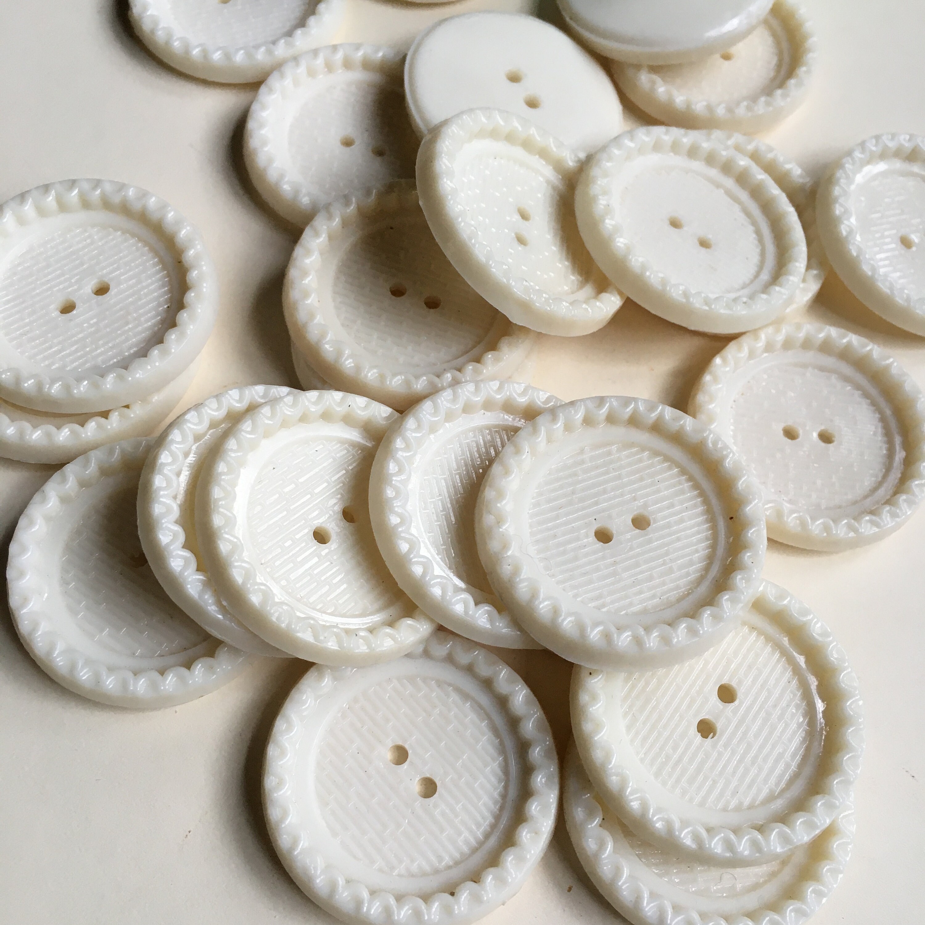 Large Buttons Vintage Creamy White Set of 4 Ideal for Cape | Etsy
