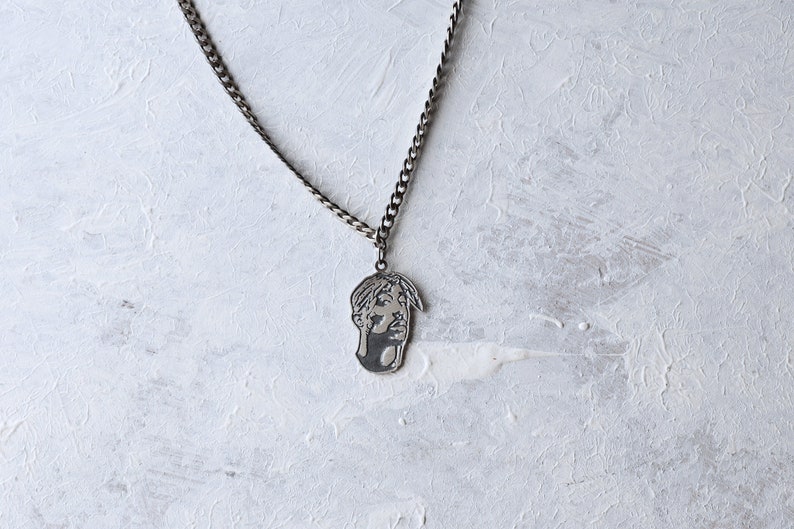 Tupac Thug Life Necklace Unique Hiphop Jewellery Gift for Men, Fathers ...