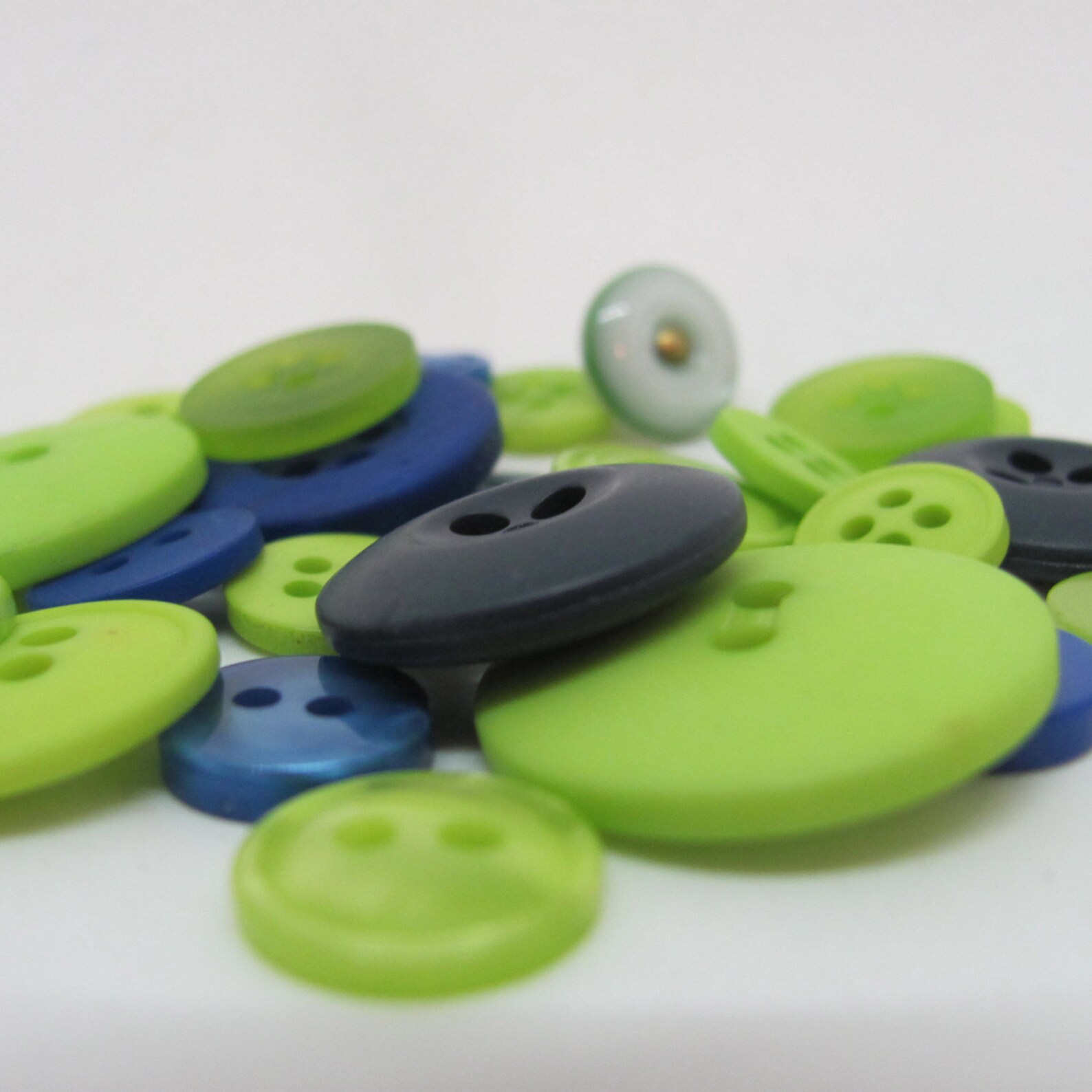 Mixed Green and Blue Bundle Buttons 12IJ | Etsy