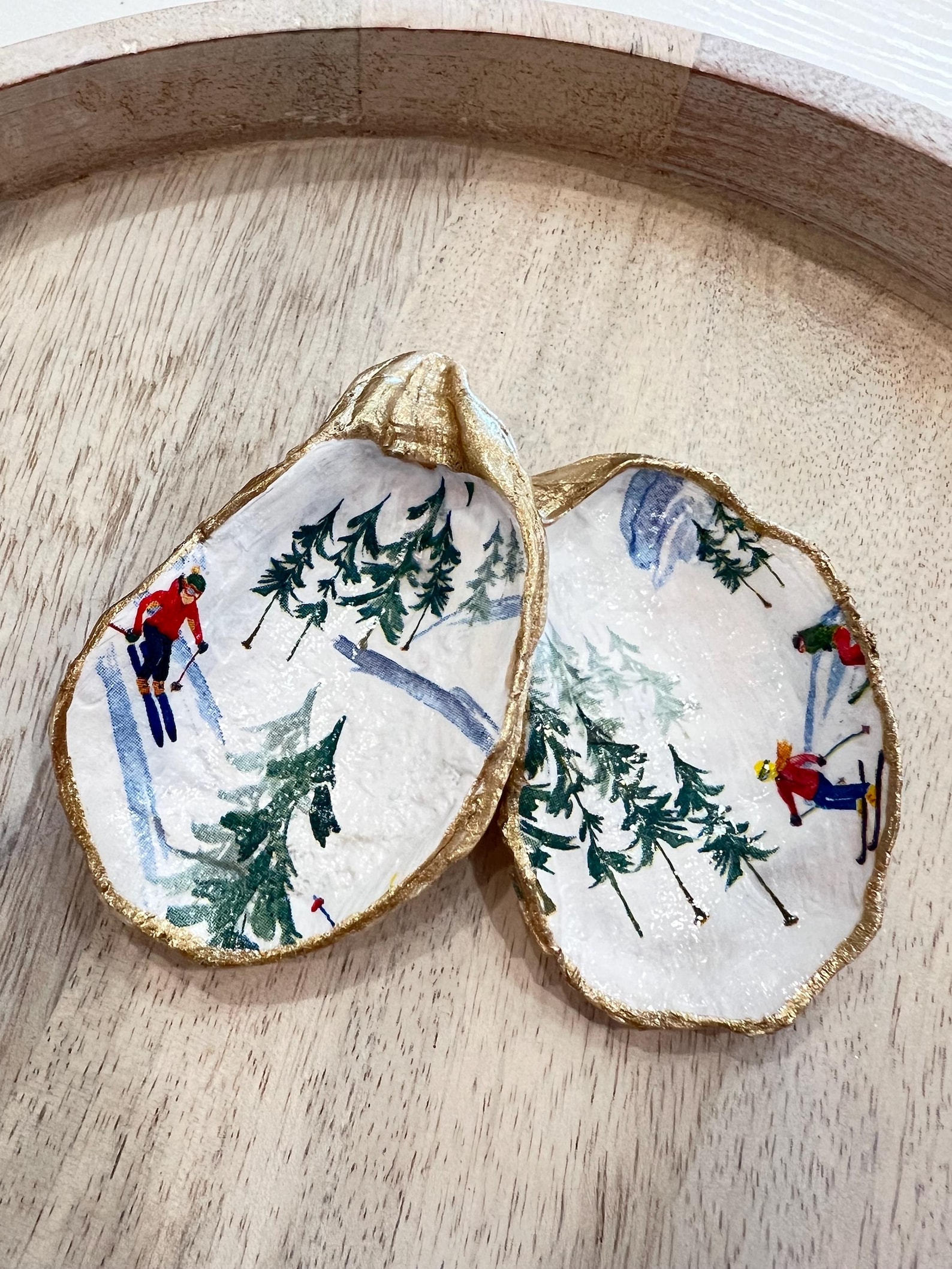 Snow and Ski Designed Oyster Shell Dish | Trinket/ring Dish | Jewelry ...