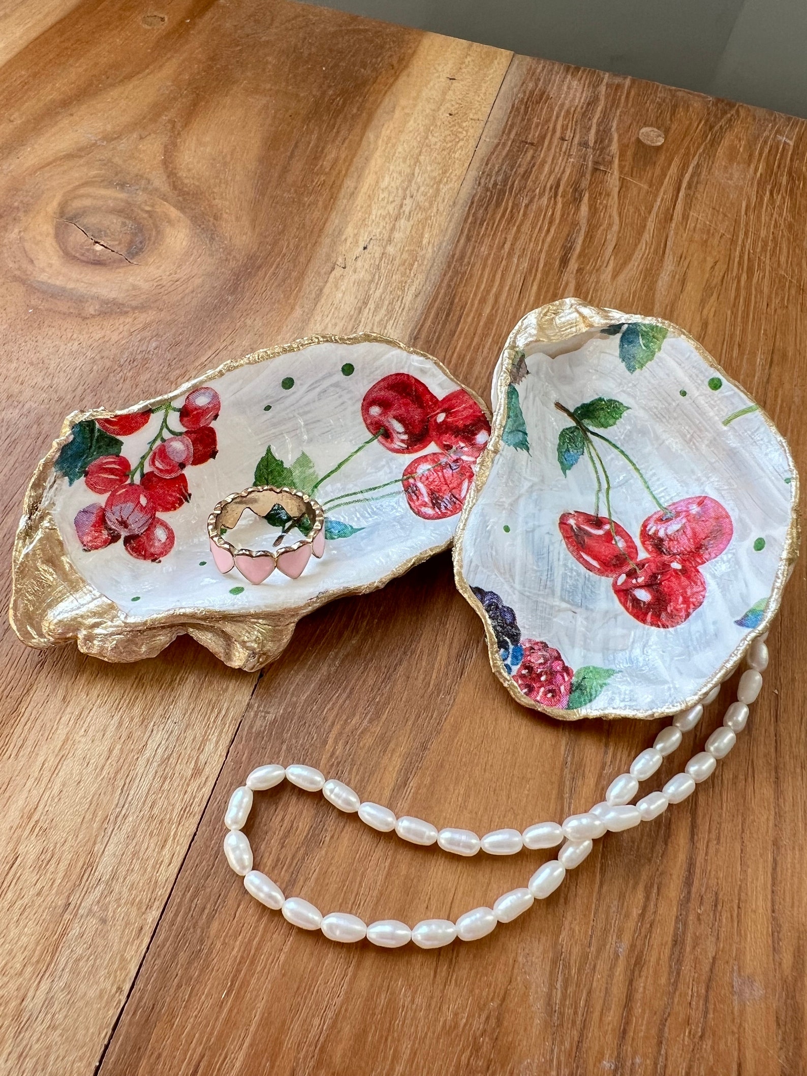 Cherries & Berries Oyster Shell | Trinket/ring Dish | Jewelry Dish | Shell Art | Oyster Shell - Etsy