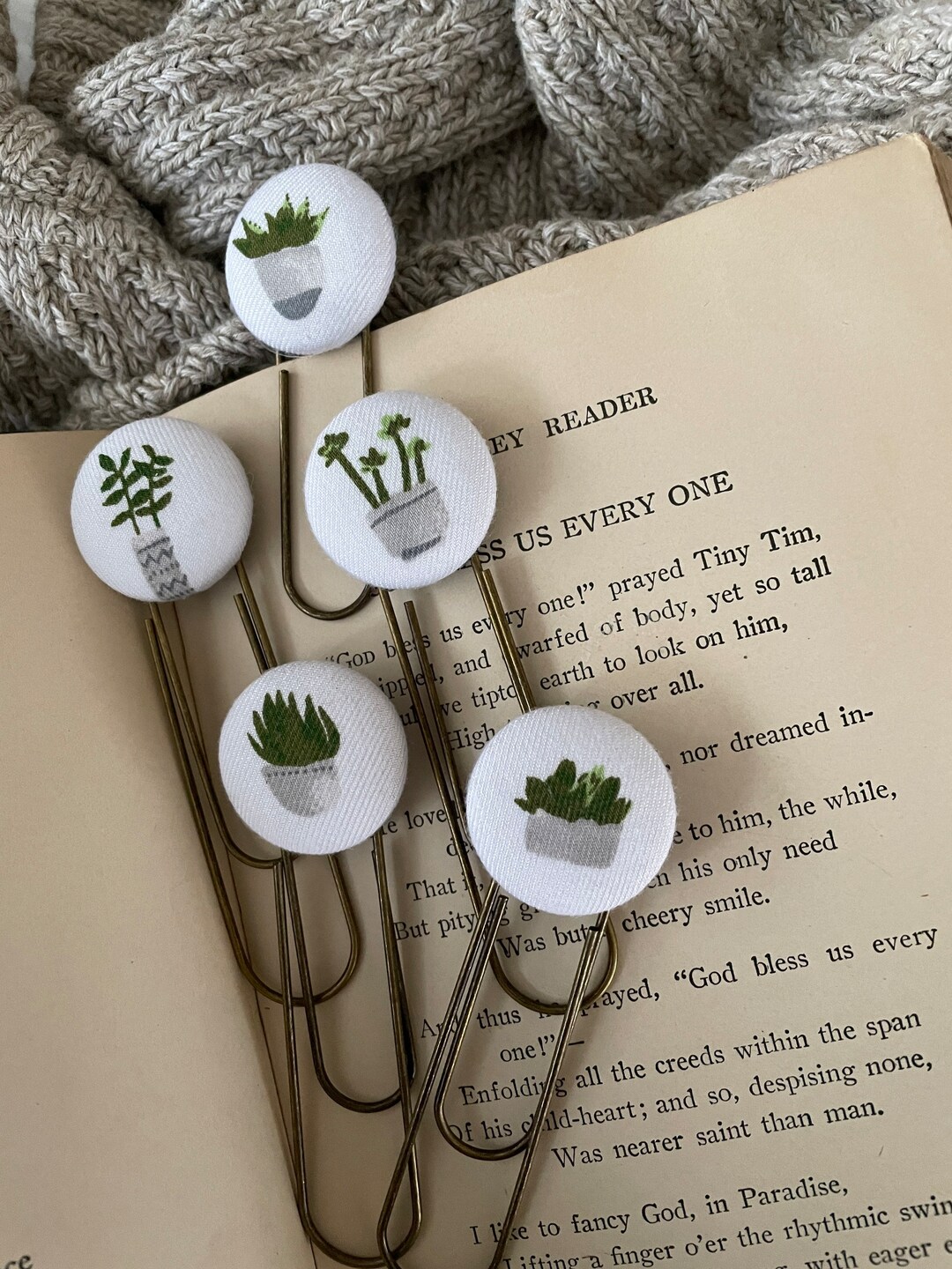 Bookmarks-bundle of Gift Button Bookmarks-the Bookworm's Dream - Etsy